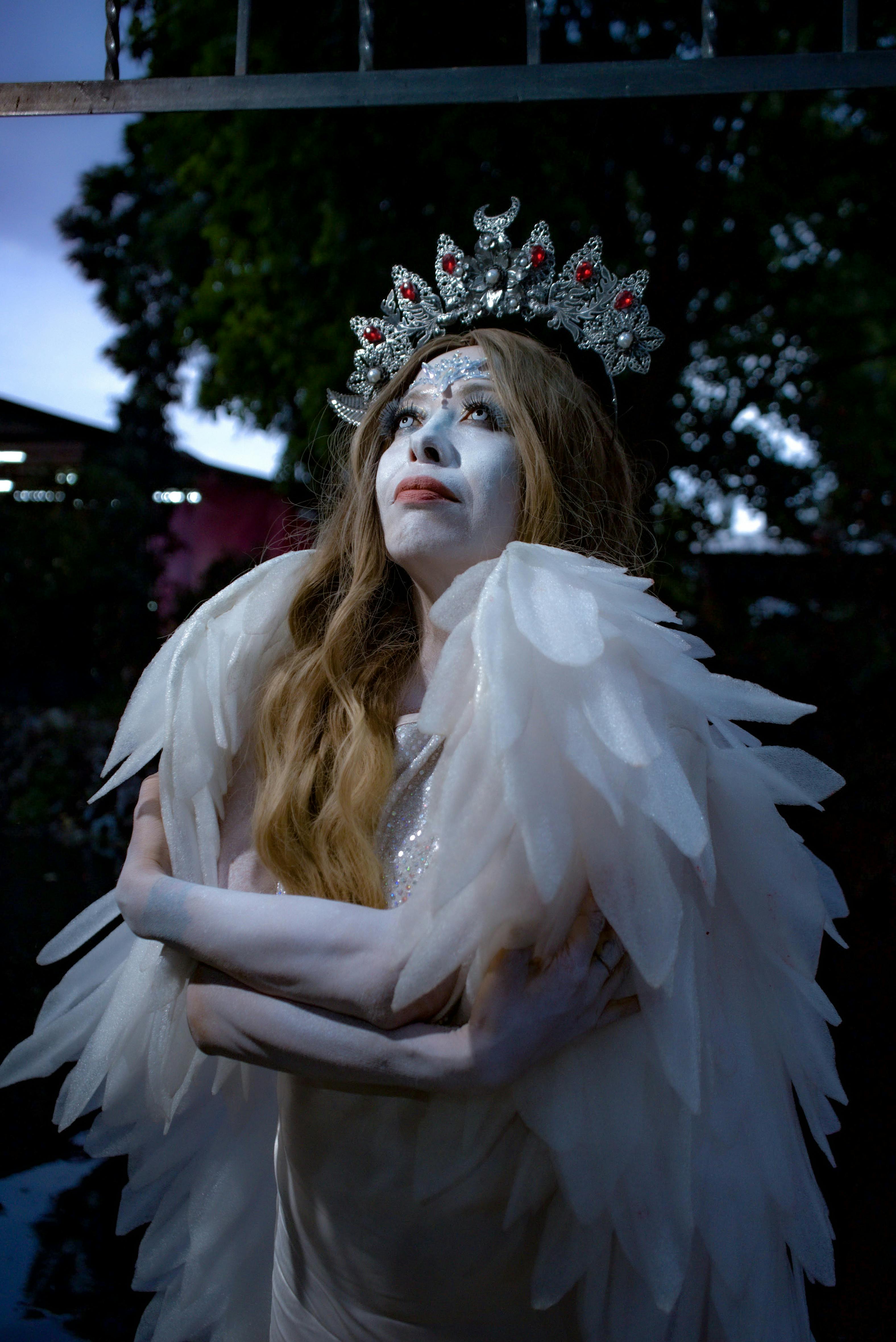 Fantasy Queen in Angelic Costume at Night · Free Stock Photo