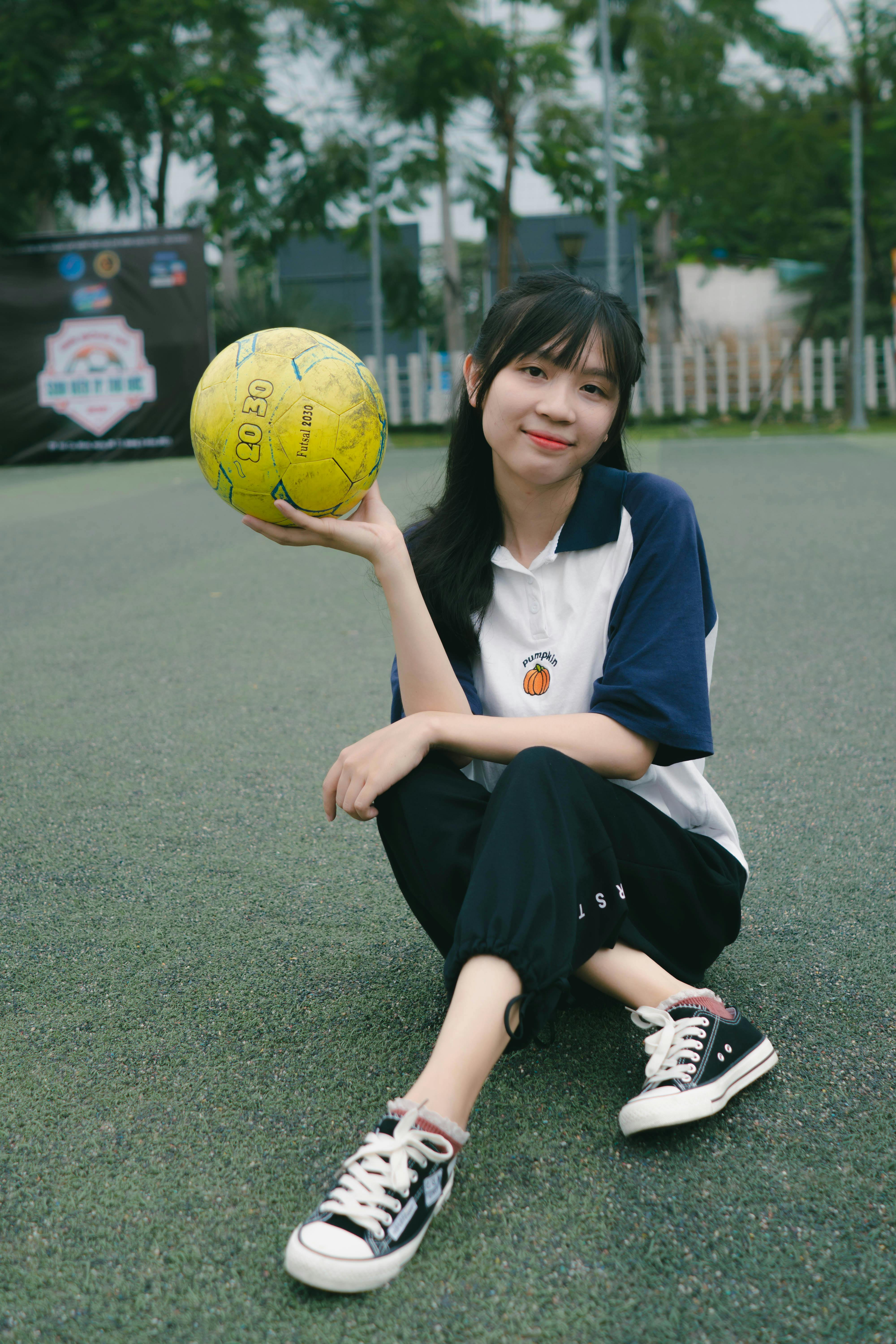 Energy Drained Girl Photos, Download The BEST Free Energy Drained Girl ...