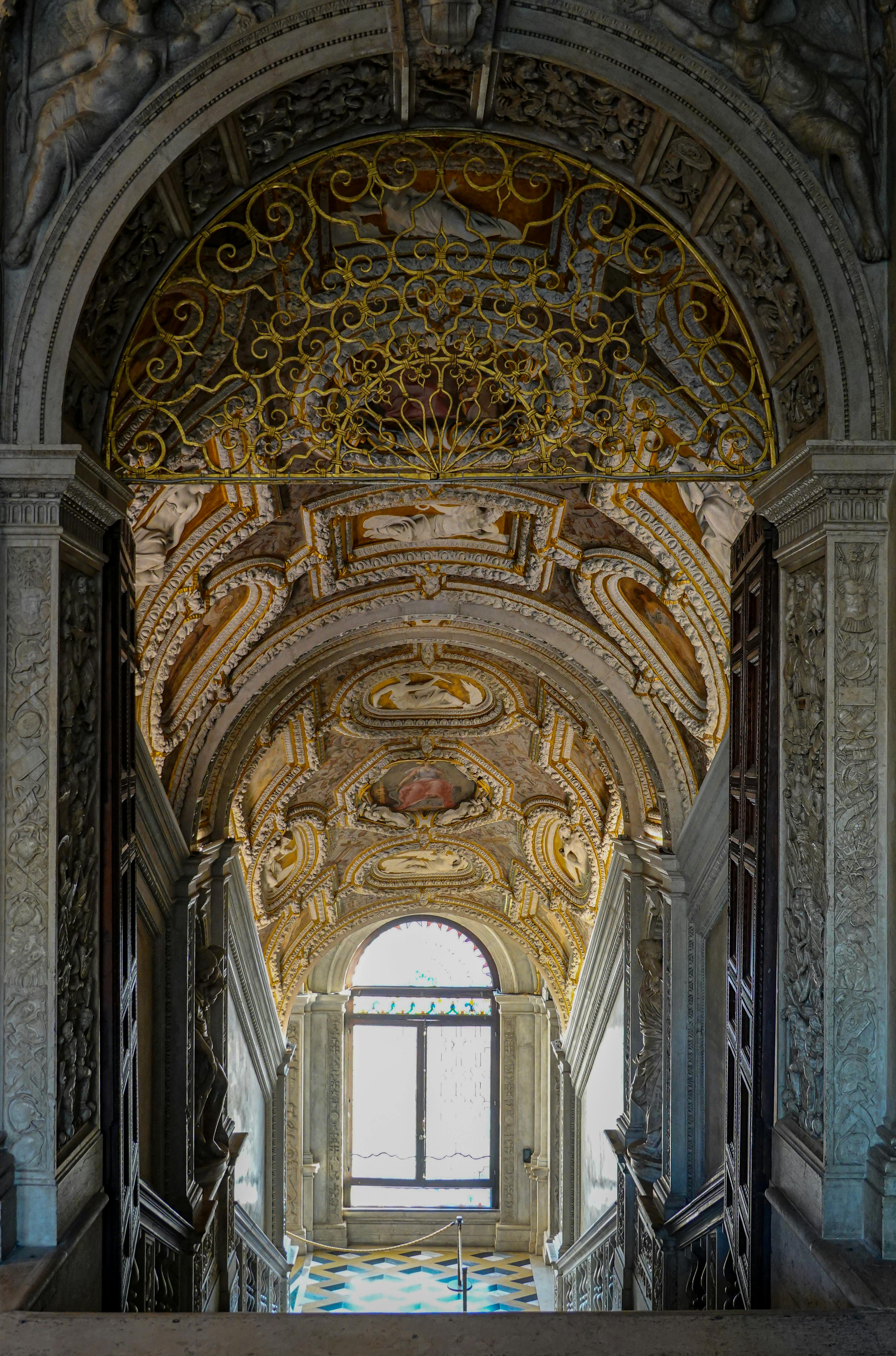 Elegant Baroque Palace Interior with Gilded Ceiling · Free Stock Photo