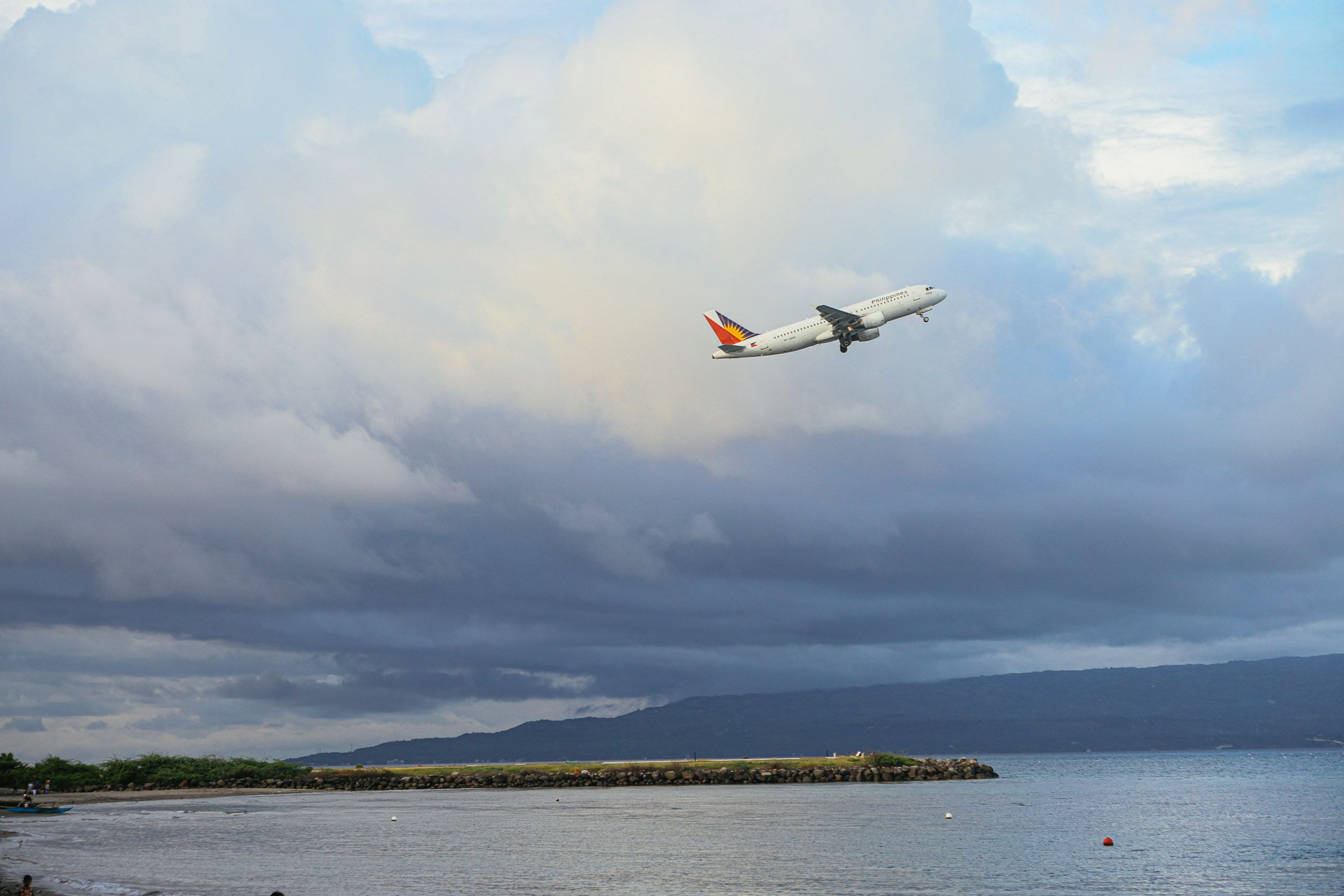 Ocean Plane Photos, Download The BEST Free Ocean Plane Stock Photos ...