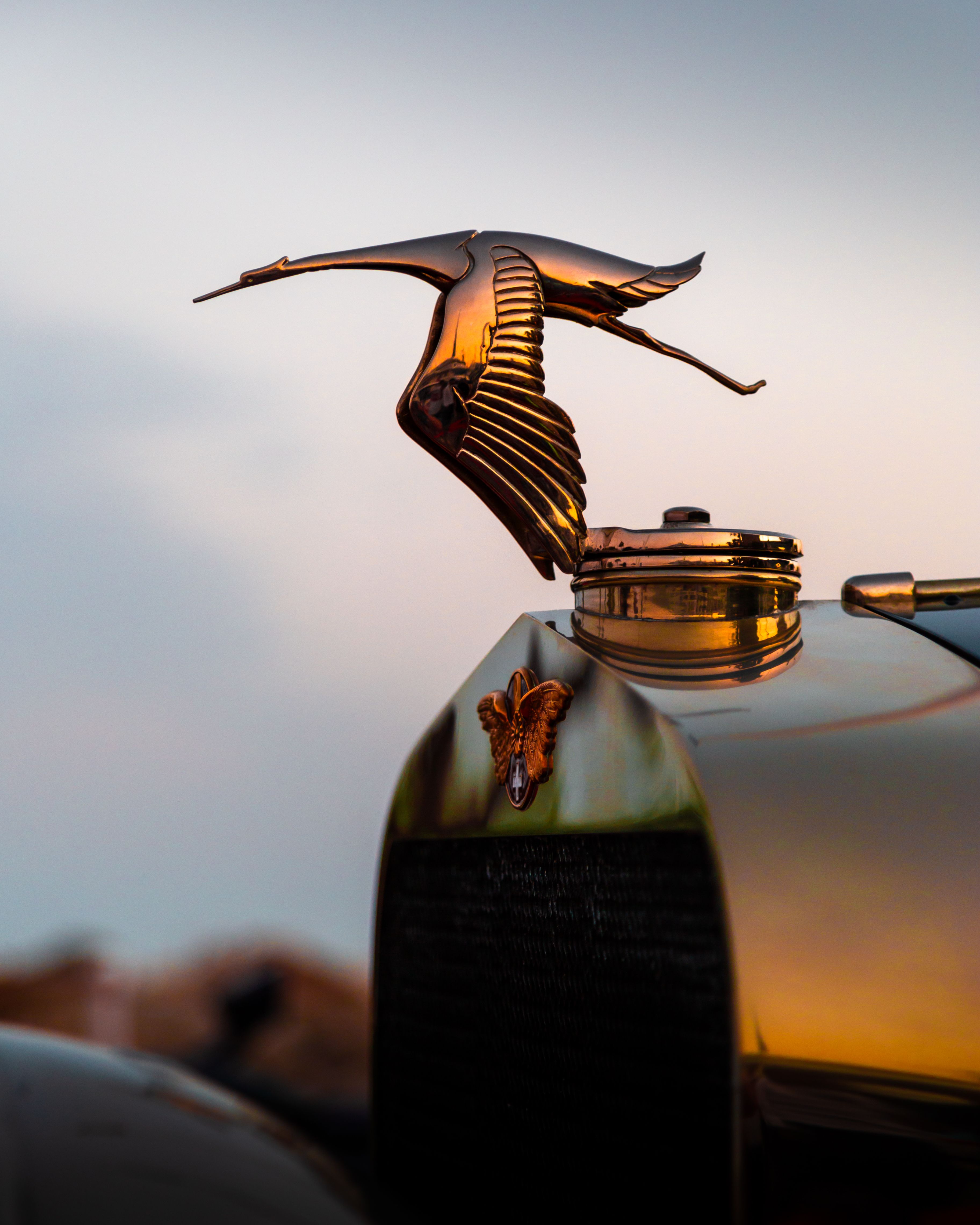 Elegant Hood Ornament on Vintage Luxury Car · Free Stock Photo