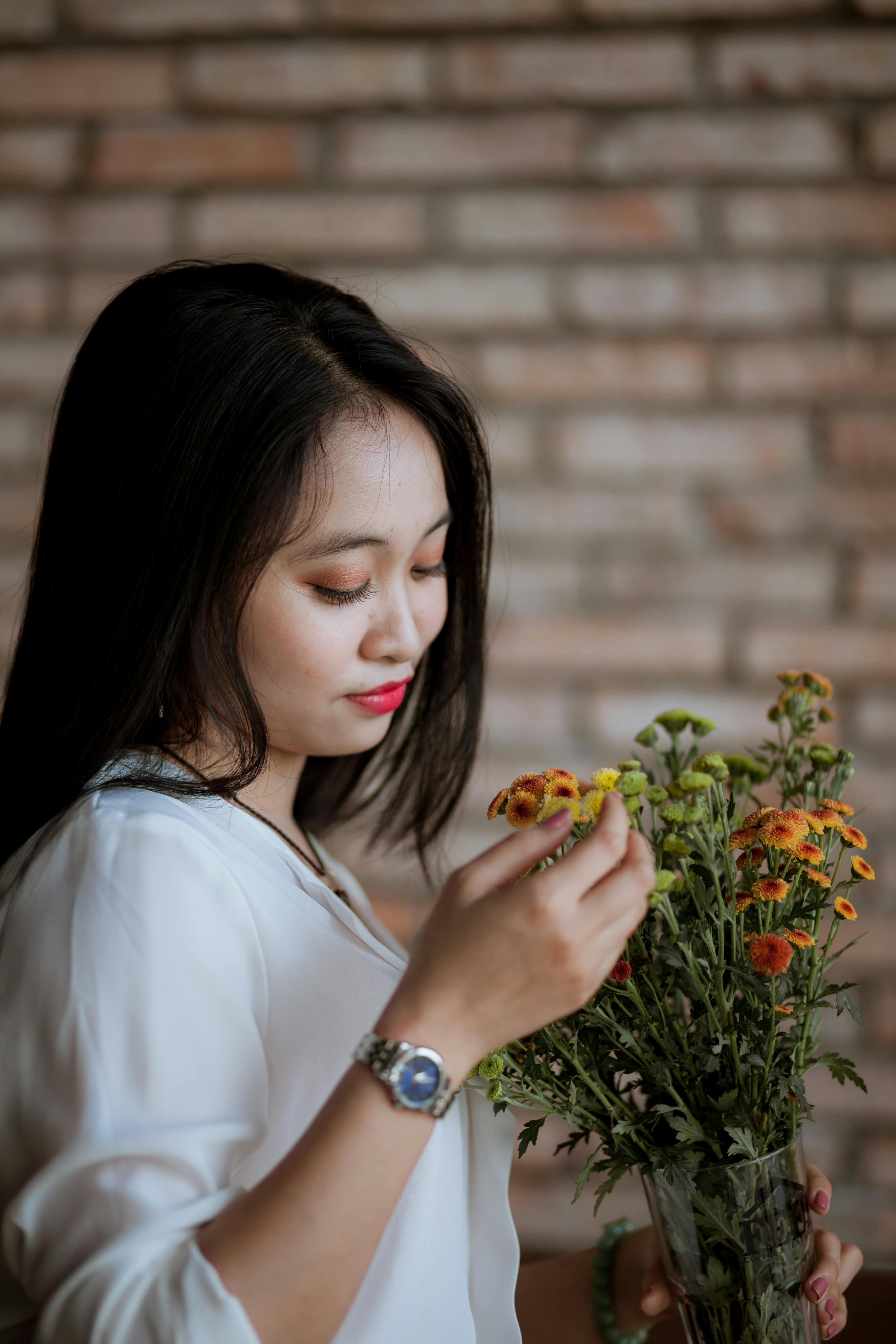 Observing Flowers Photos, Download The BEST Free Observing Flowers ...