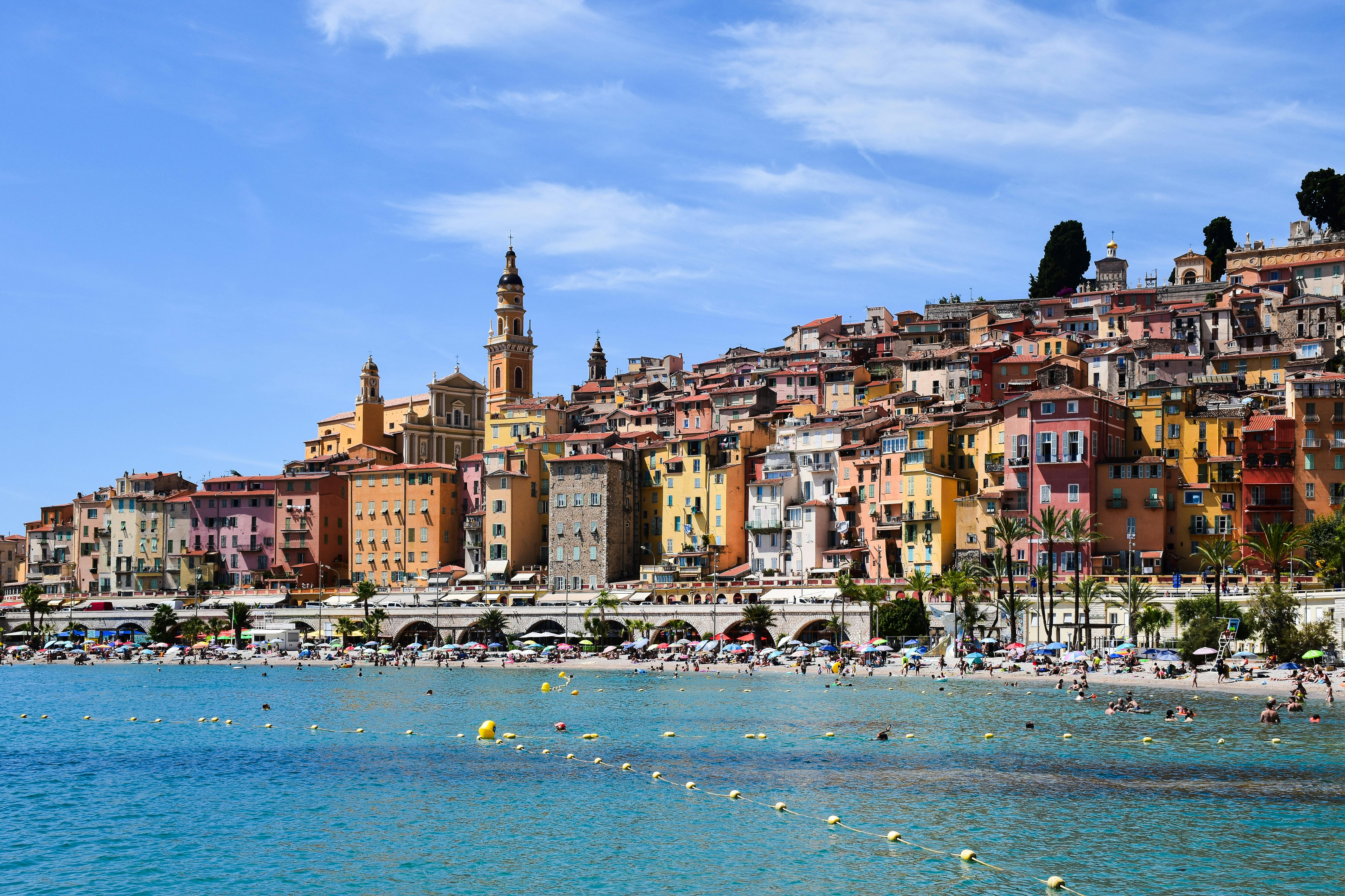 Charmant Uitzicht Op Kustplaatsje In De Franse Rivièra · Gratis stockfoto