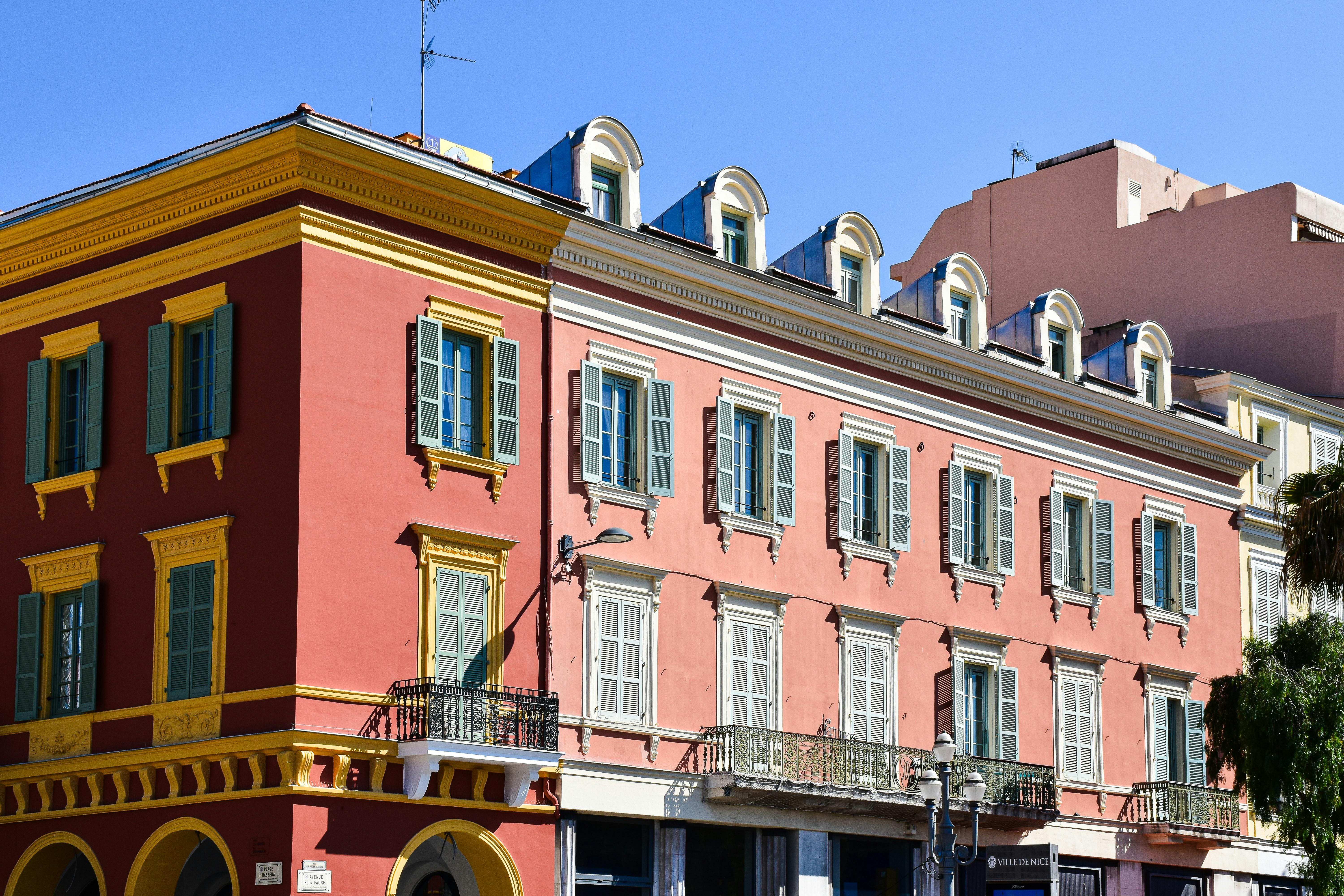Charming Architectural Elegance in Nice, France · Free Stock Photo
