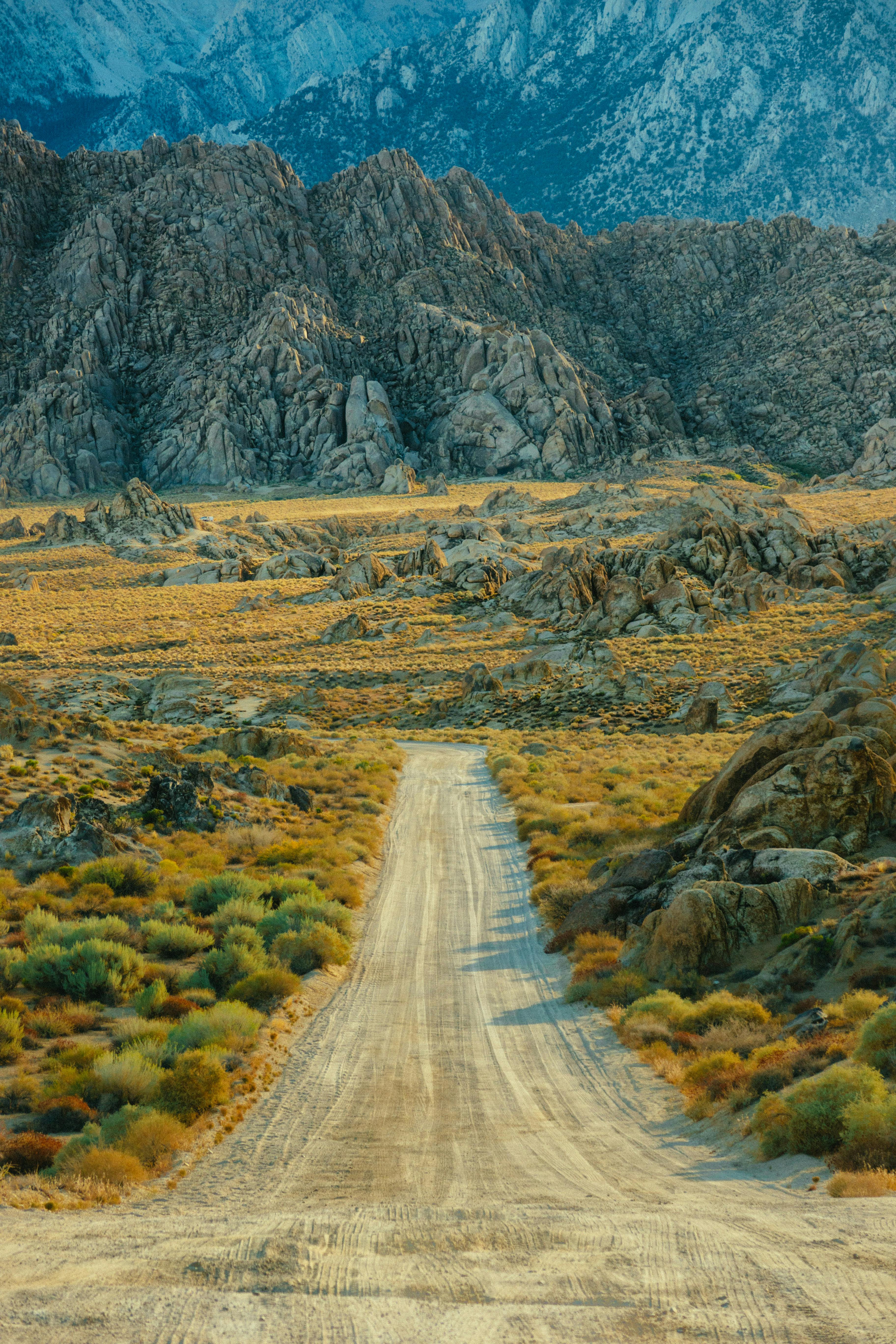 1000+ Amazing Dirt Road Photos Pexels · Free Stock Photos