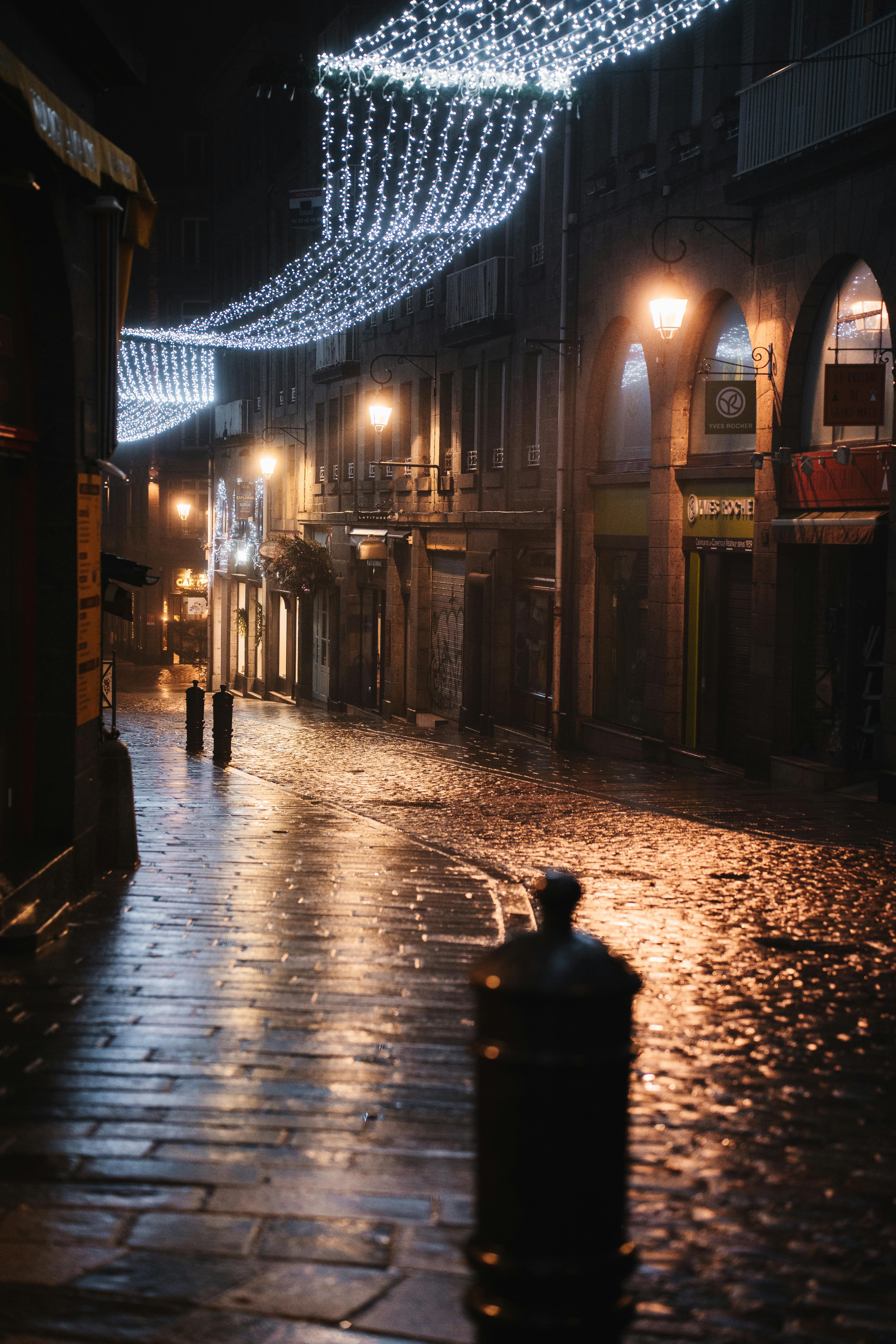 Charming Night Street in Saint-Malo · Free Stock Photo