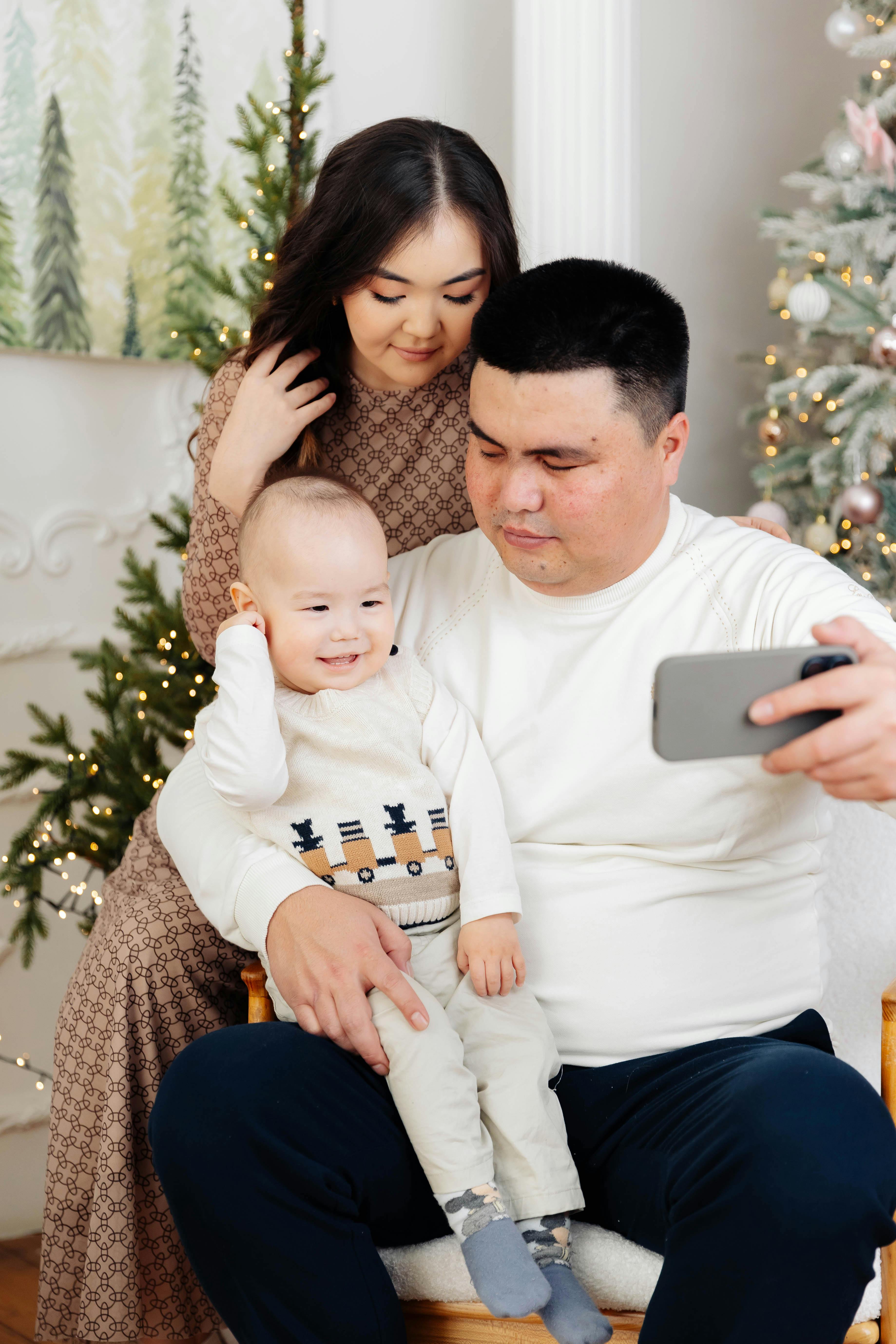 Family Selfy Photos, Download The BEST Free Family Selfy Stock Photos ...