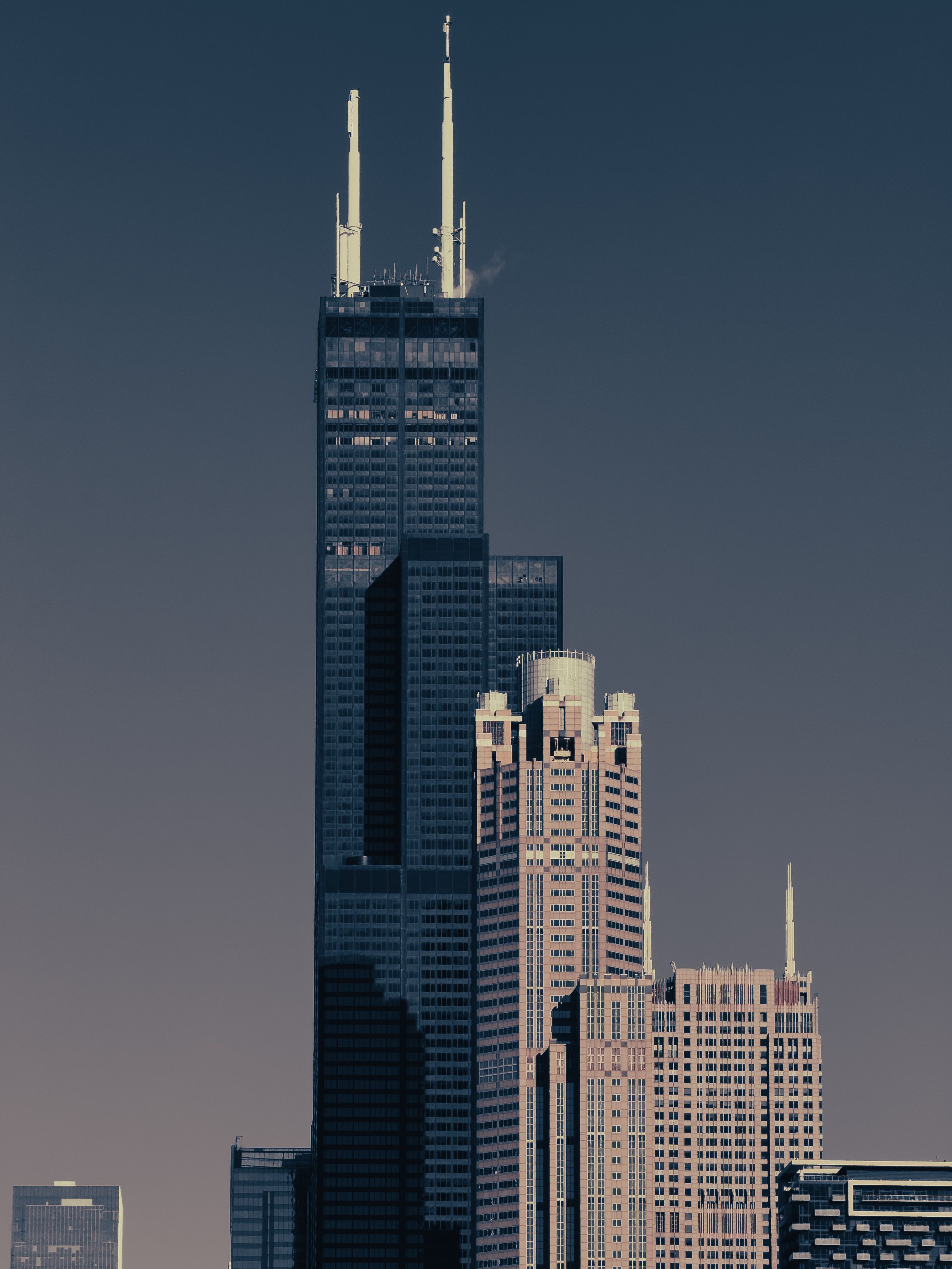 A Famosa Torre Willis Em Visual Cinematográfico · Foto profissional ...