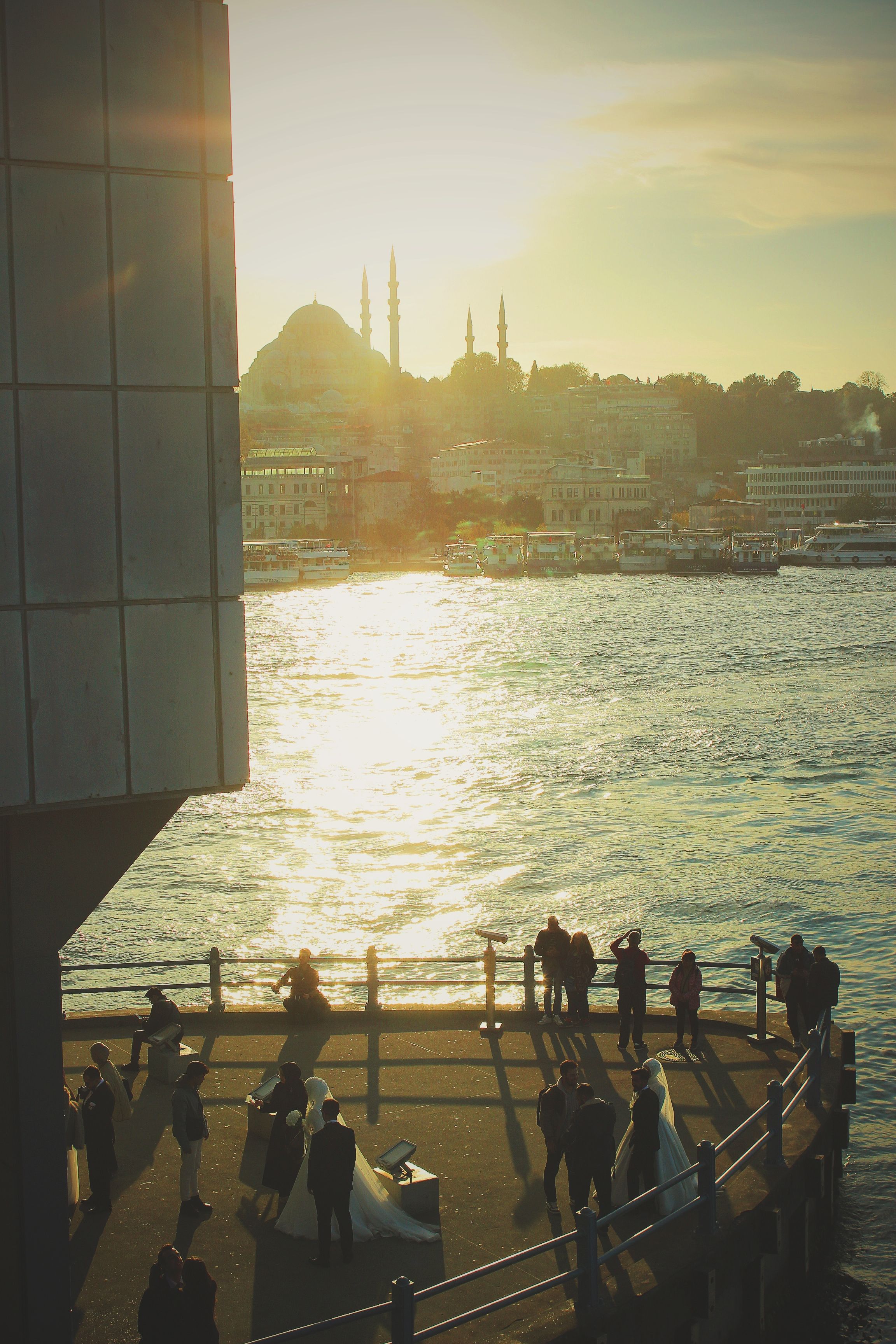 Scenic Sunset Over Istanbul's Iconic Waterfront · Free Stock Photo