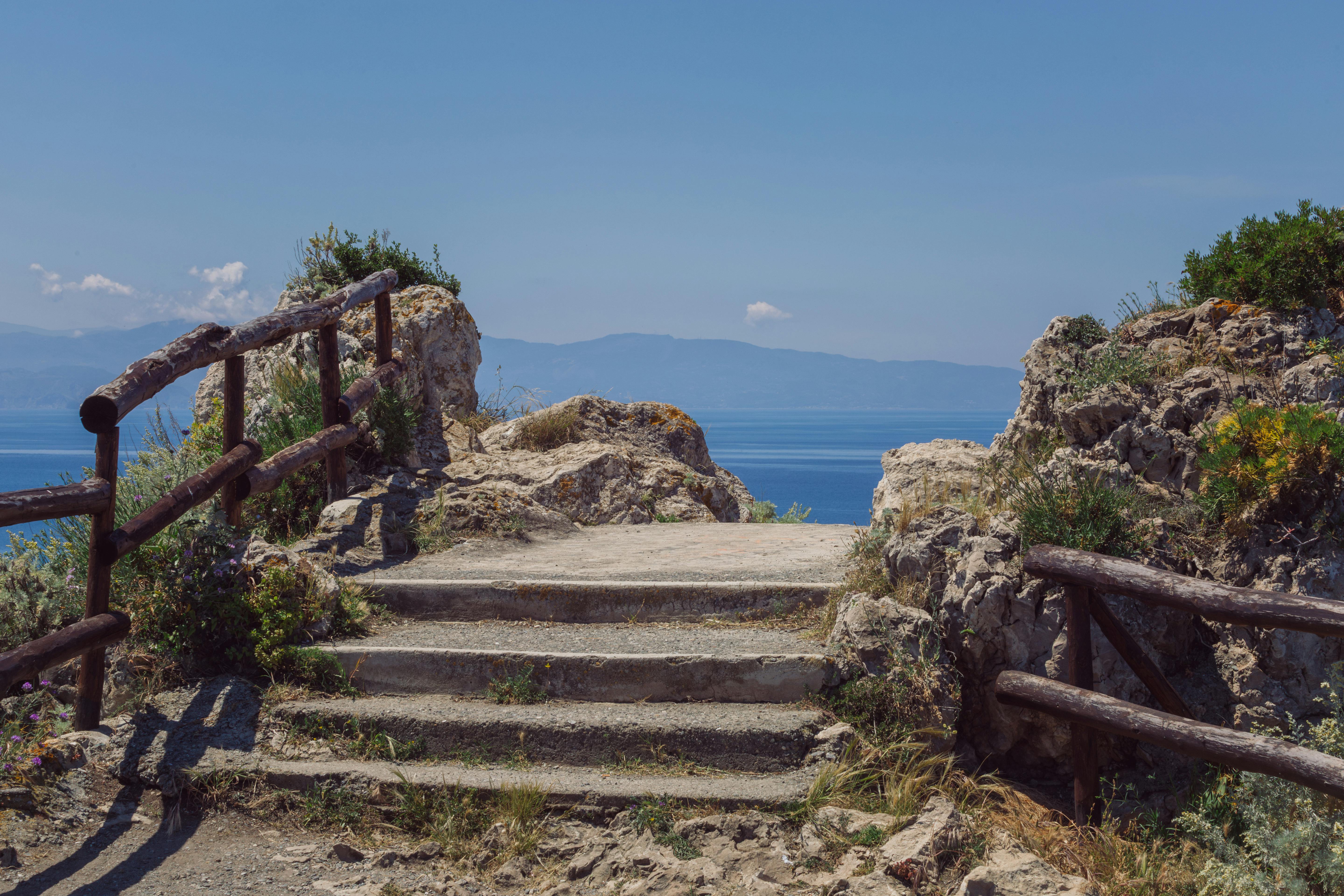 Titik Pandang Pantai Yang Indah Di Milazzo, Sisilia · Foto Stok Gratis