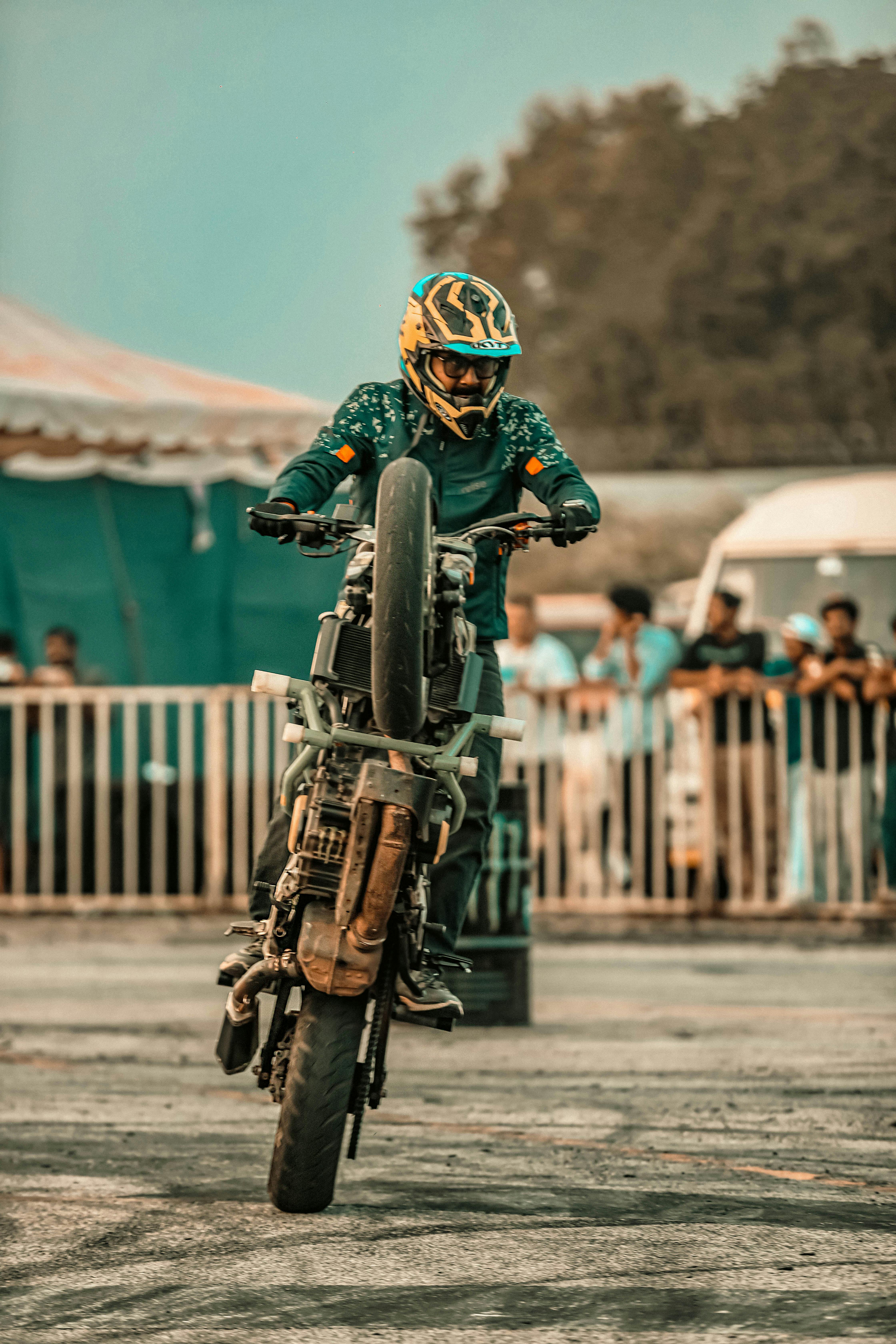 High-Energy Motorcycle Stunt Performance · Free Stock Photo