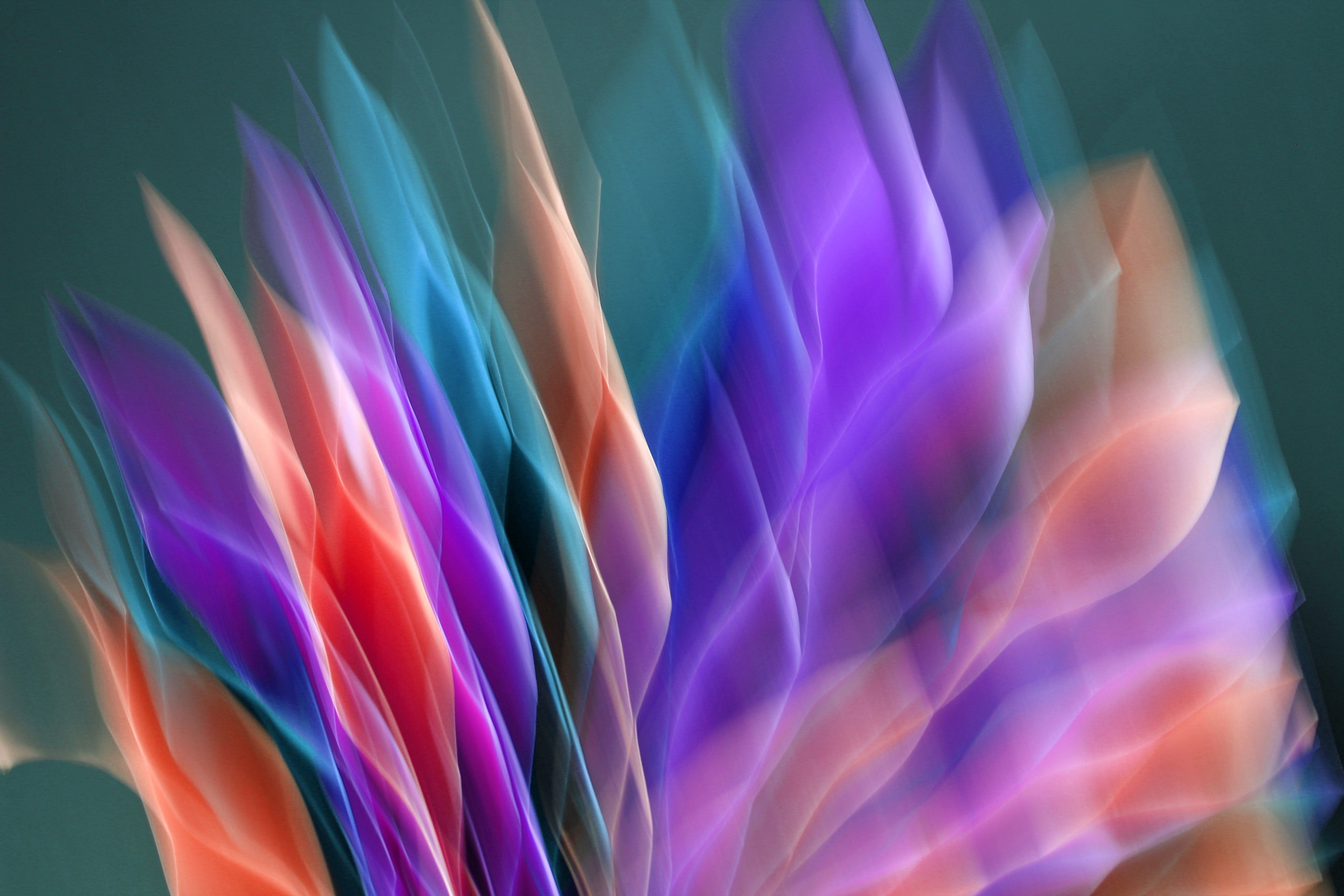Abstract Colorful Wave Patterns in Motion · Free Stock Photo