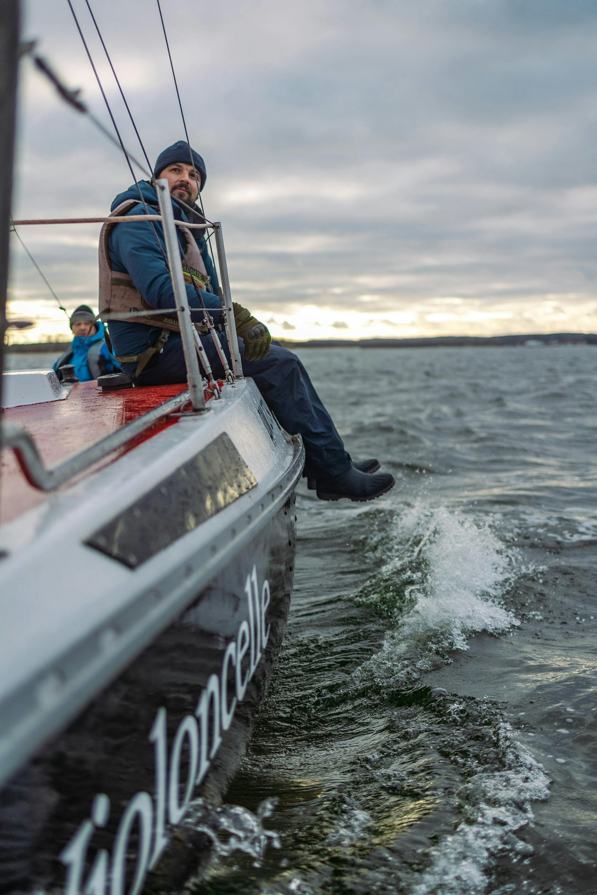 Sailing Adventure on a Yacht in Rough Waters · Free Stock Photo