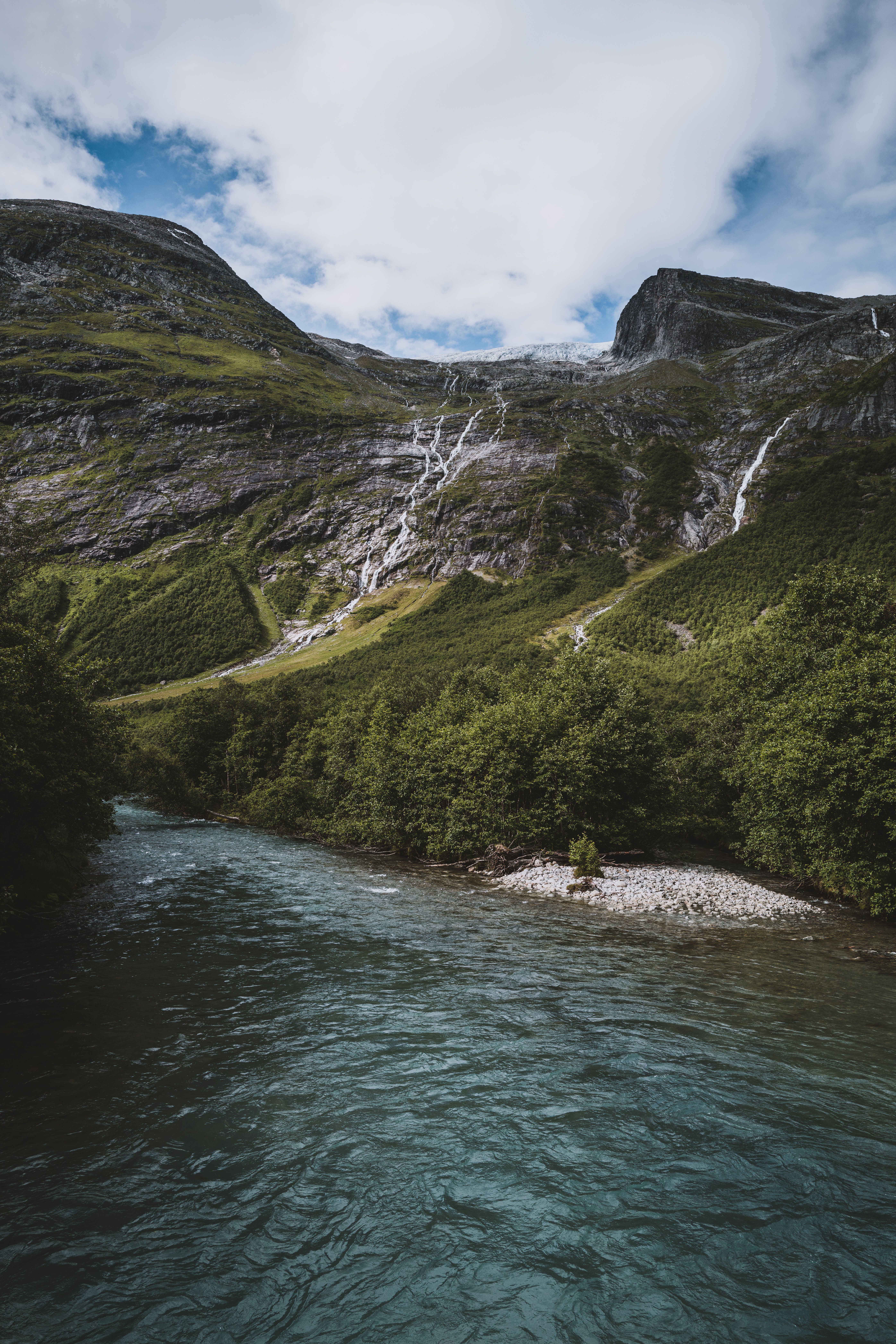 Scenic Mountain Stream in Vestland, Norway · Free Stock Photo