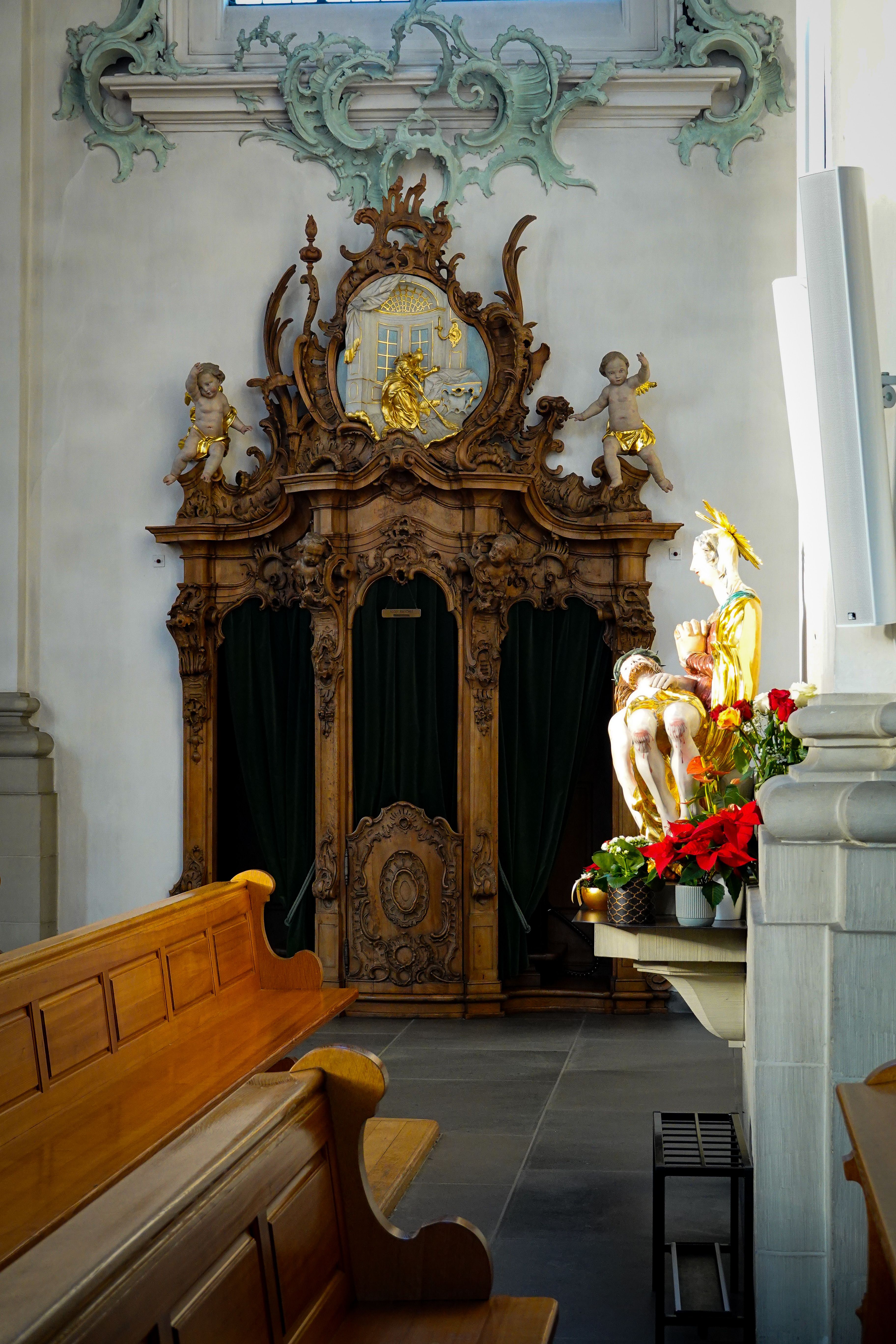 Intricate Religious Woodwork Inside Ornate Church · Free Stock Photo