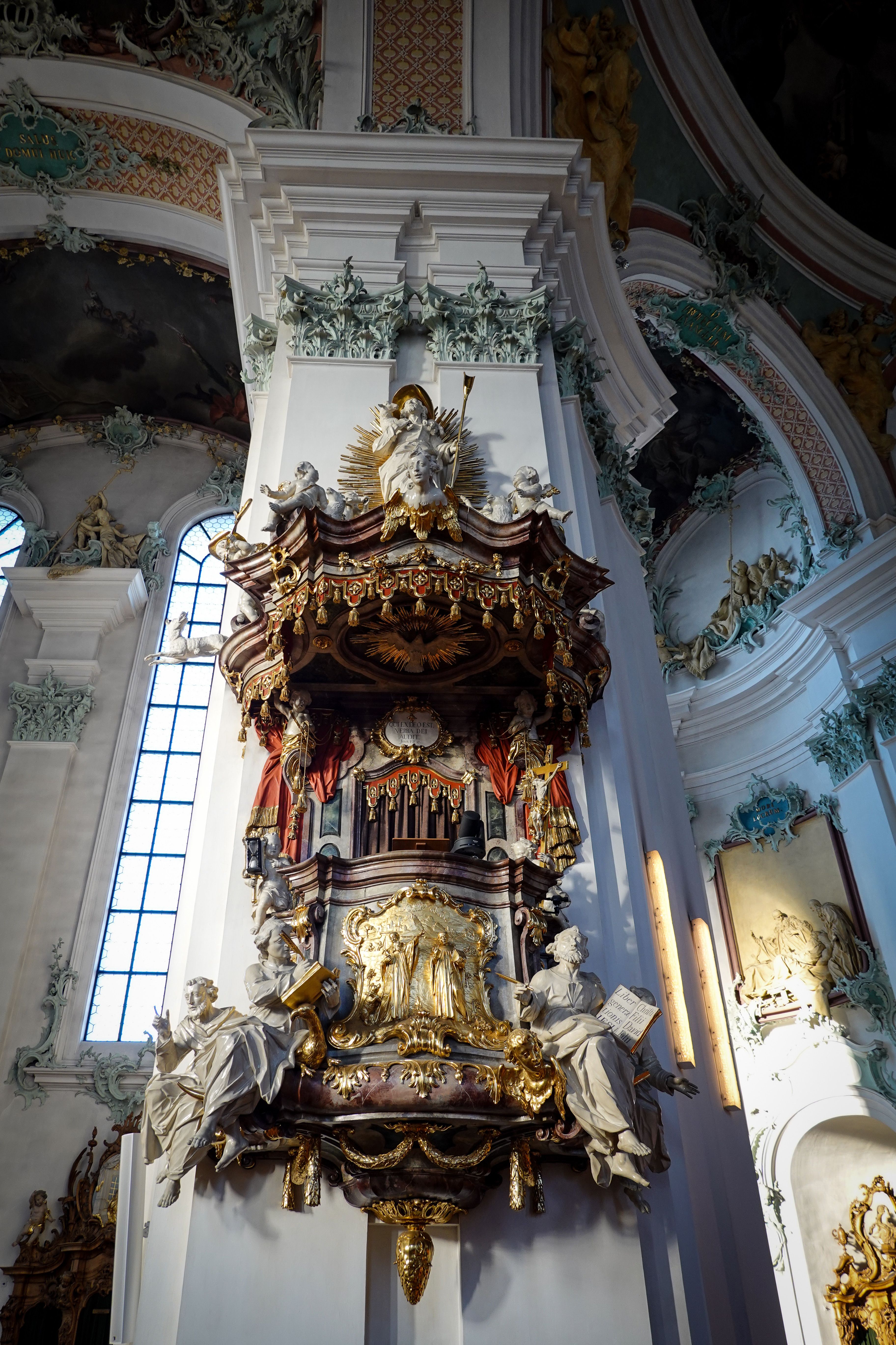 Ornate Baroque Architecture Inside Historic Church · Free Stock Photo