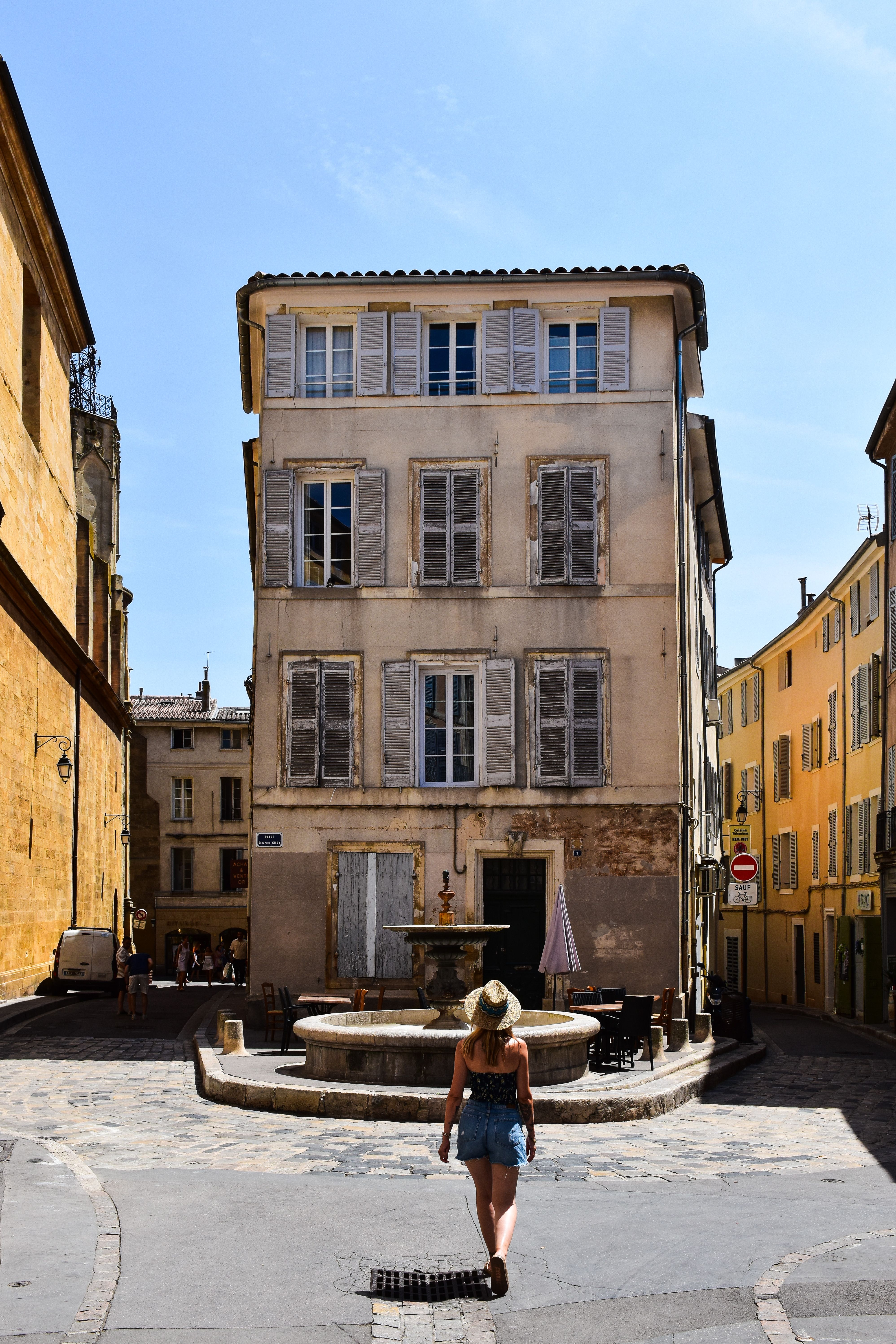 Charming Streets of Aix-en-Provence France · Free Stock Photo