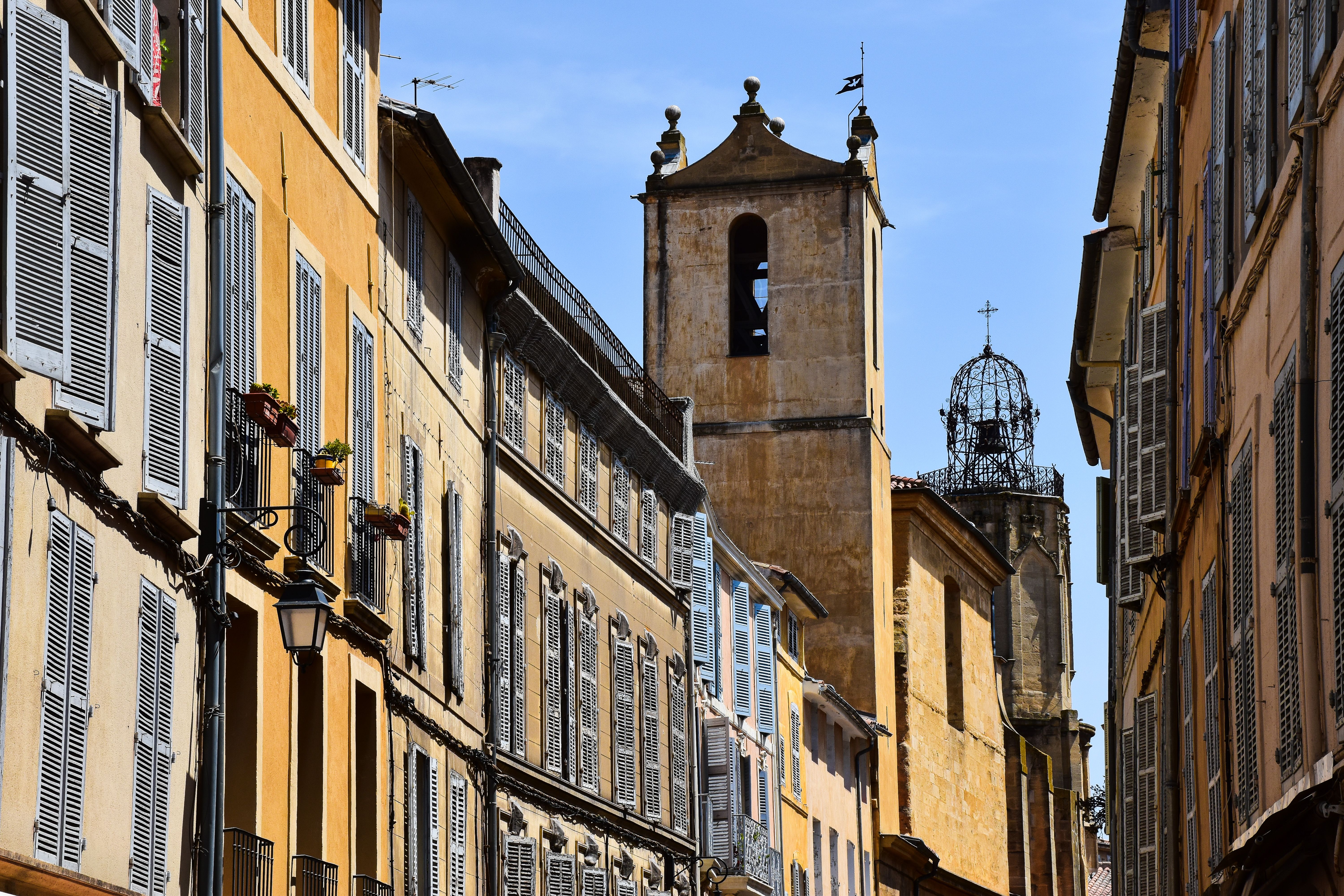 Charming Street View in Aix-en-Provence, France · Free Stock Photo