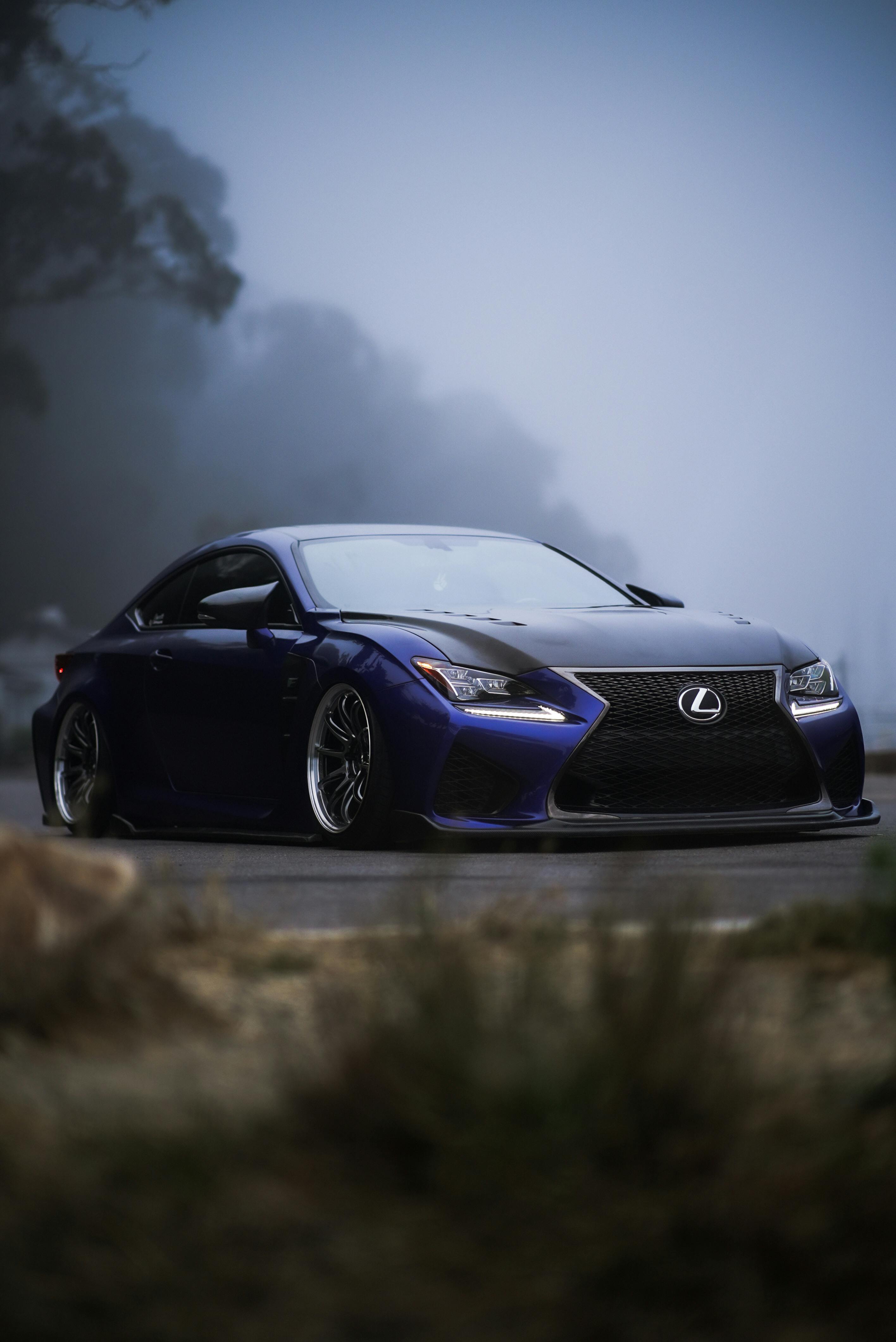 Sleek Purple Lexus in Foggy Morro Bay · Free Stock Photo