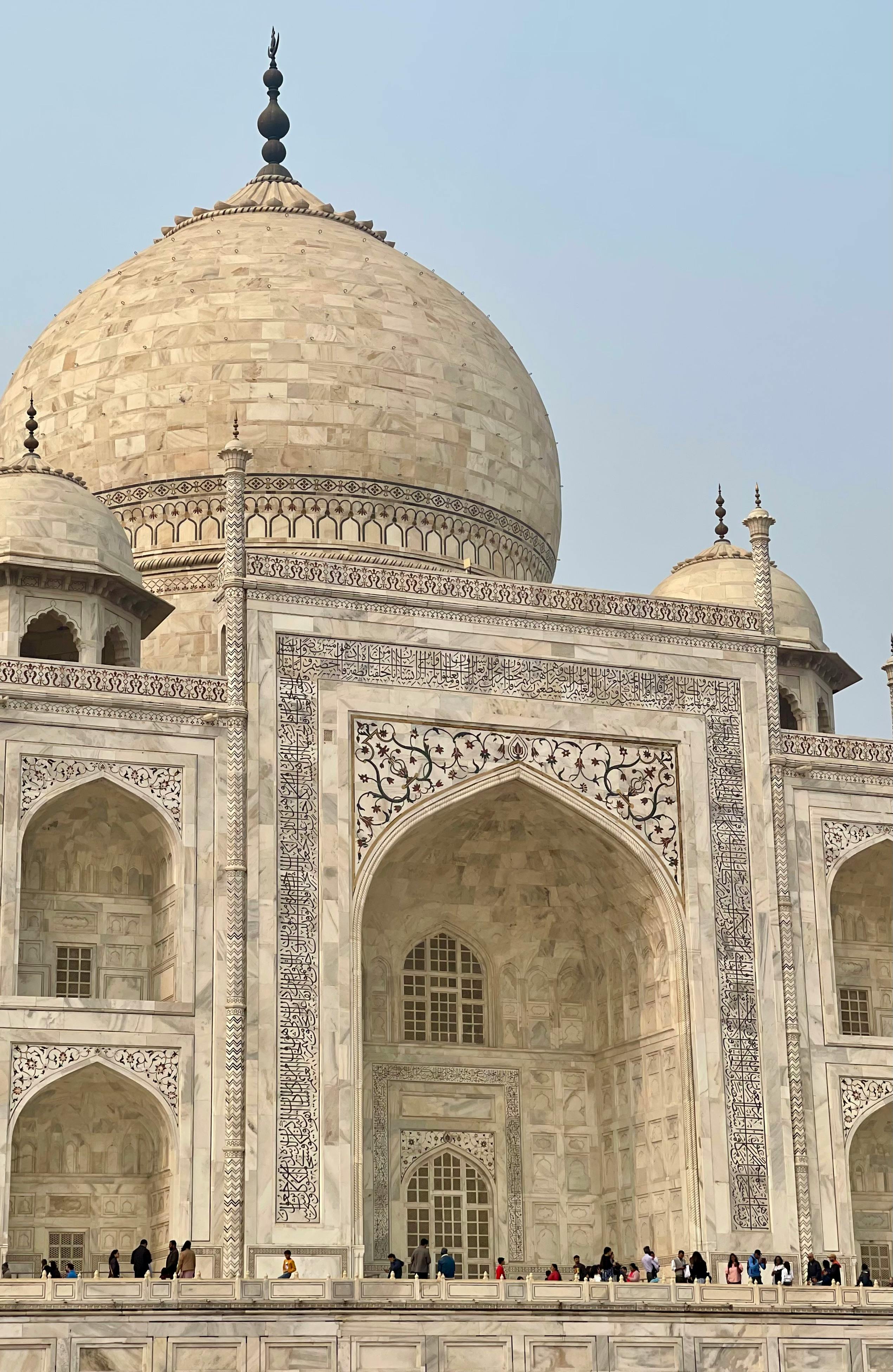 Taj Mahal's Magnificent Marble Facade · Free Stock Photo