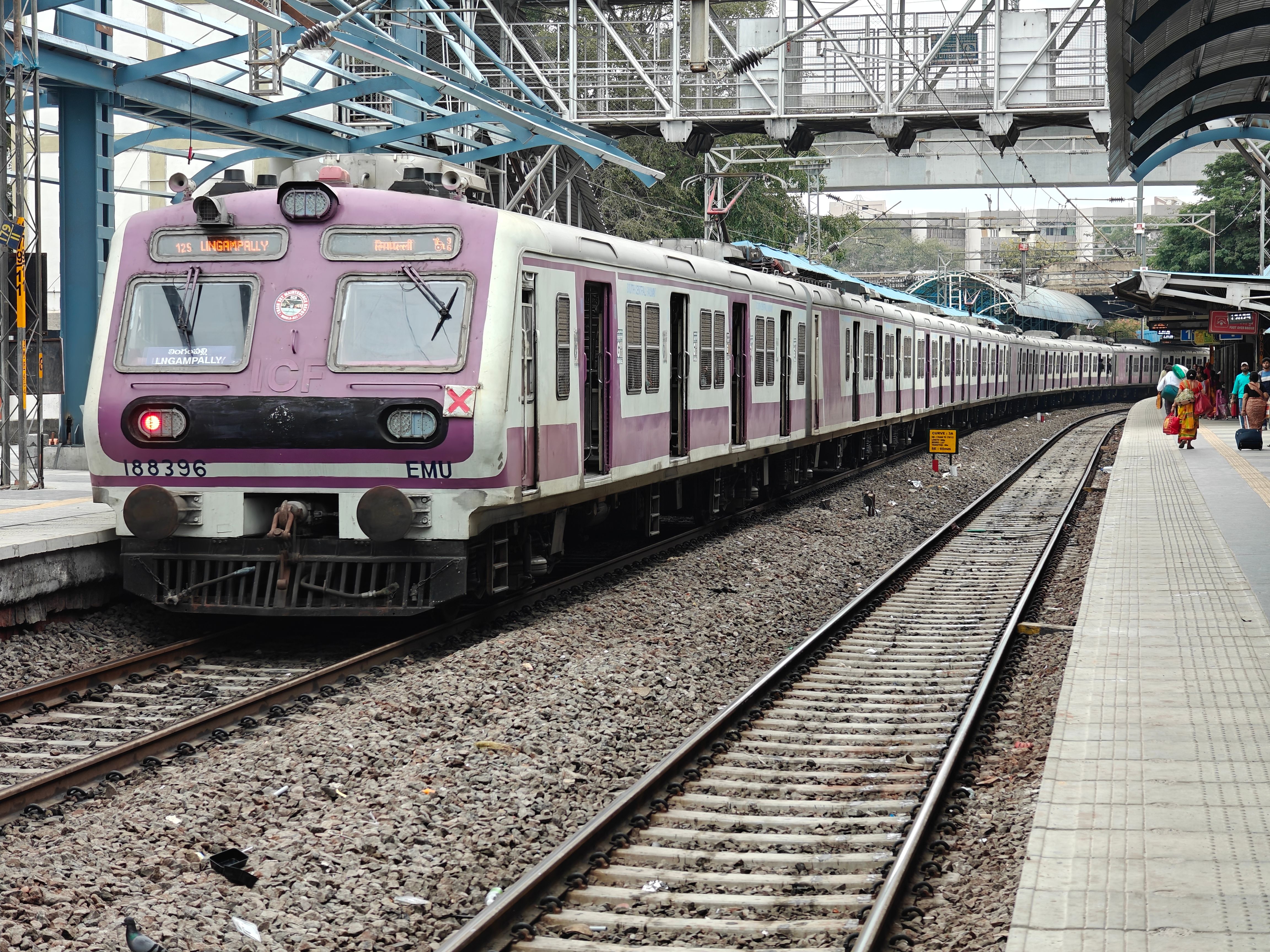 Chakra Rail Photos, Download The BEST Free Chakra Rail Stock Photos ...