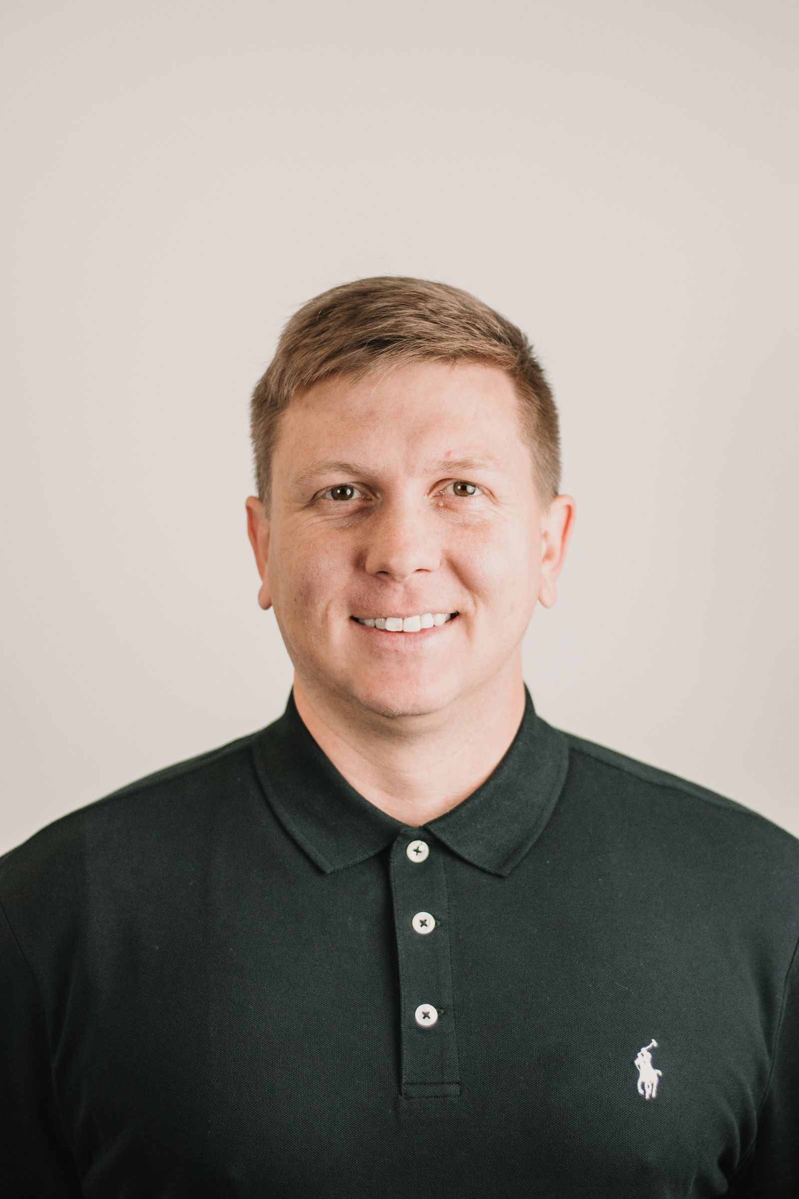 Professional Headshot Photos, Download The BEST Free Professional ...