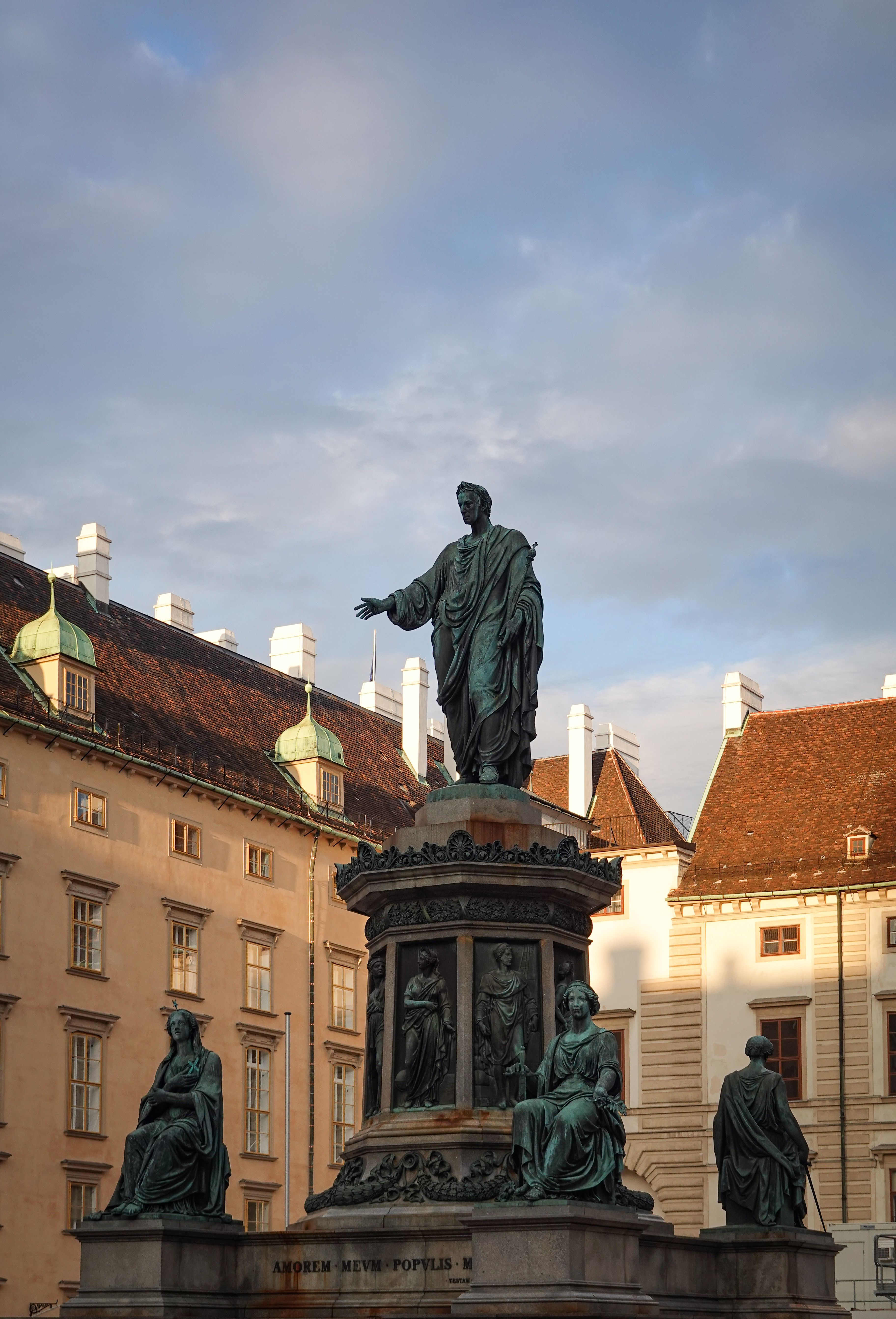 Historic Vienna Statue in Sunlit Square · Free Stock Photo