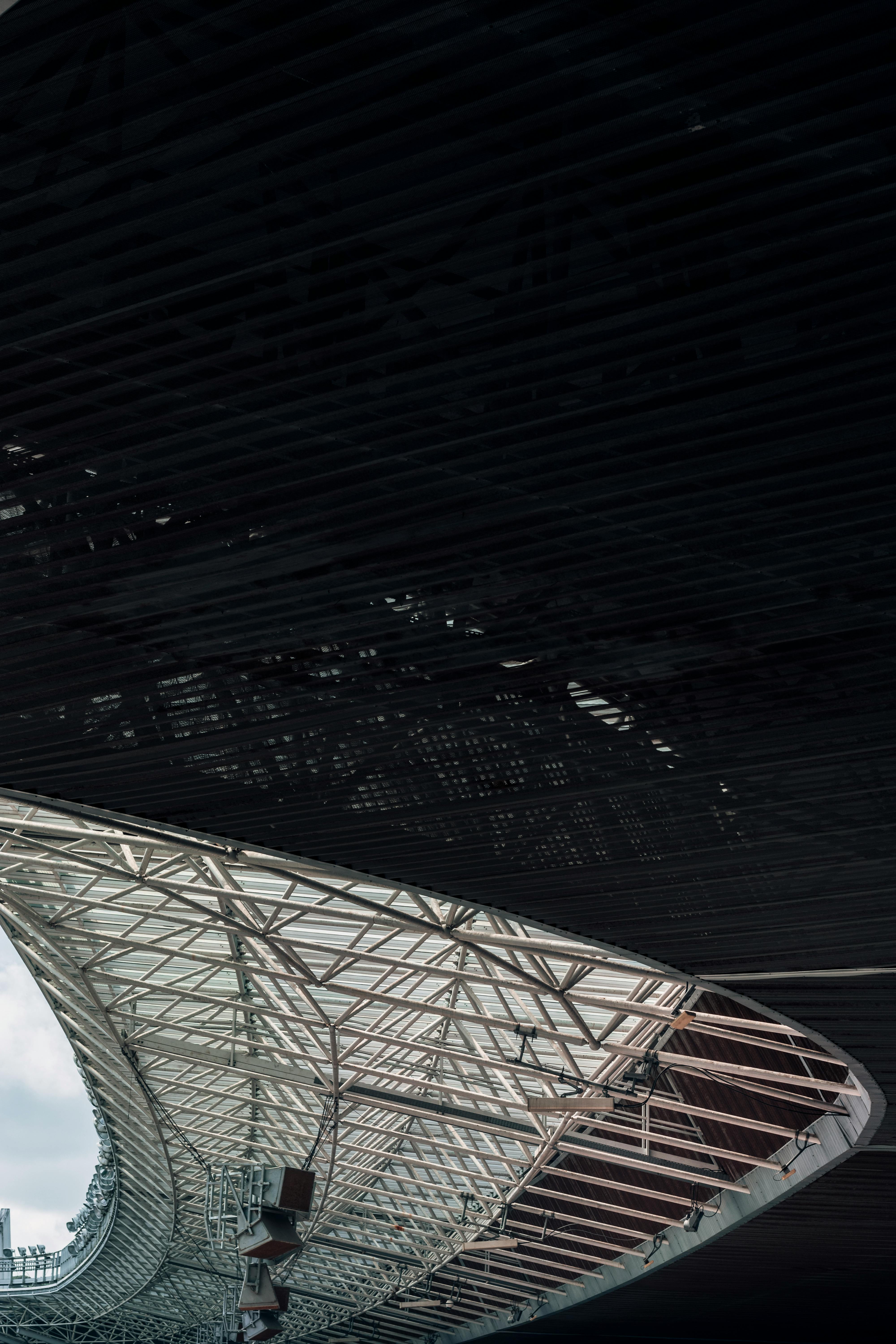 Modern Architectural Structure with Steel Framework · Free Stock Photo