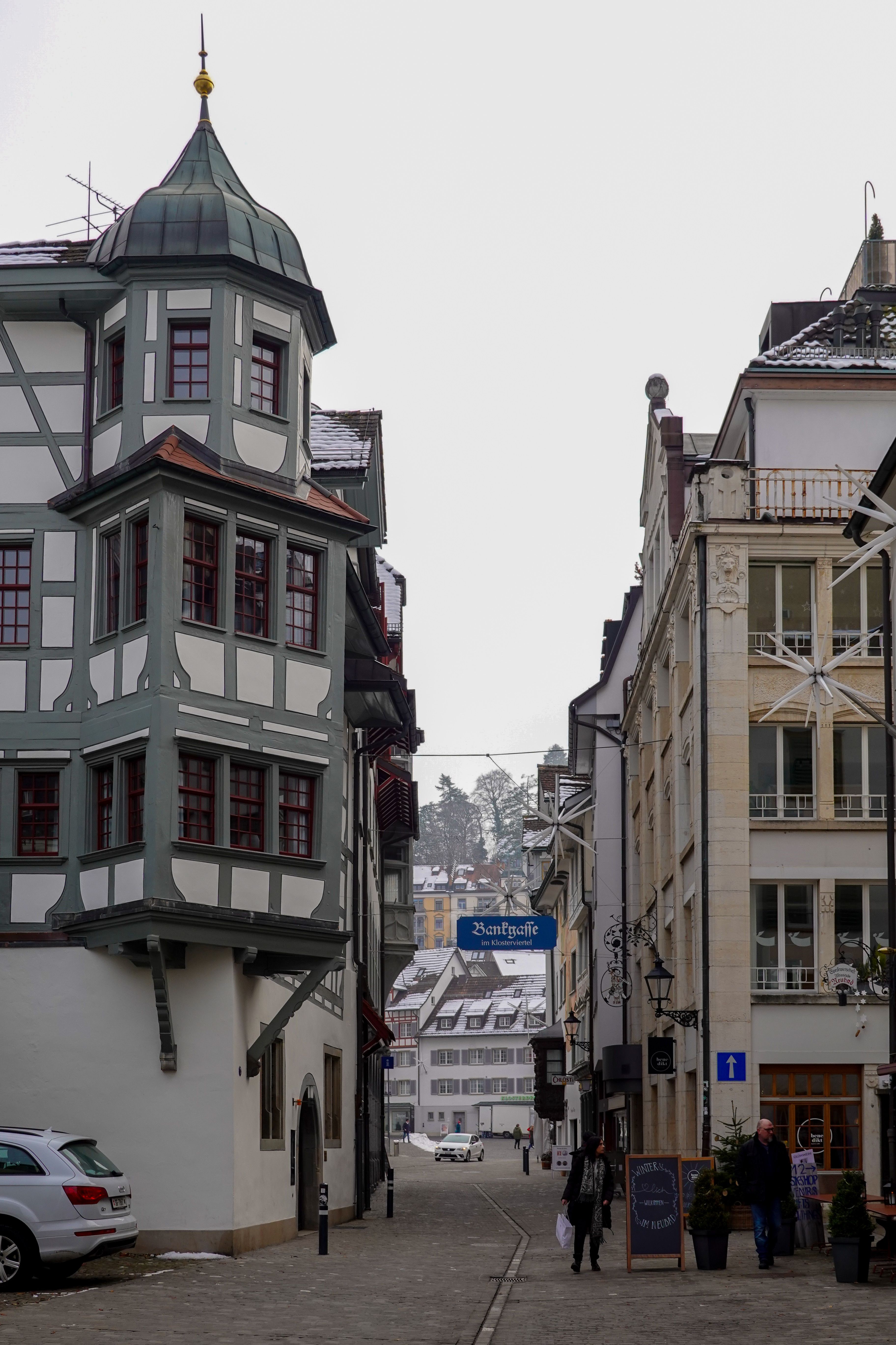Charming Alpine Street in a Swiss Cityscape · Free Stock Photo
