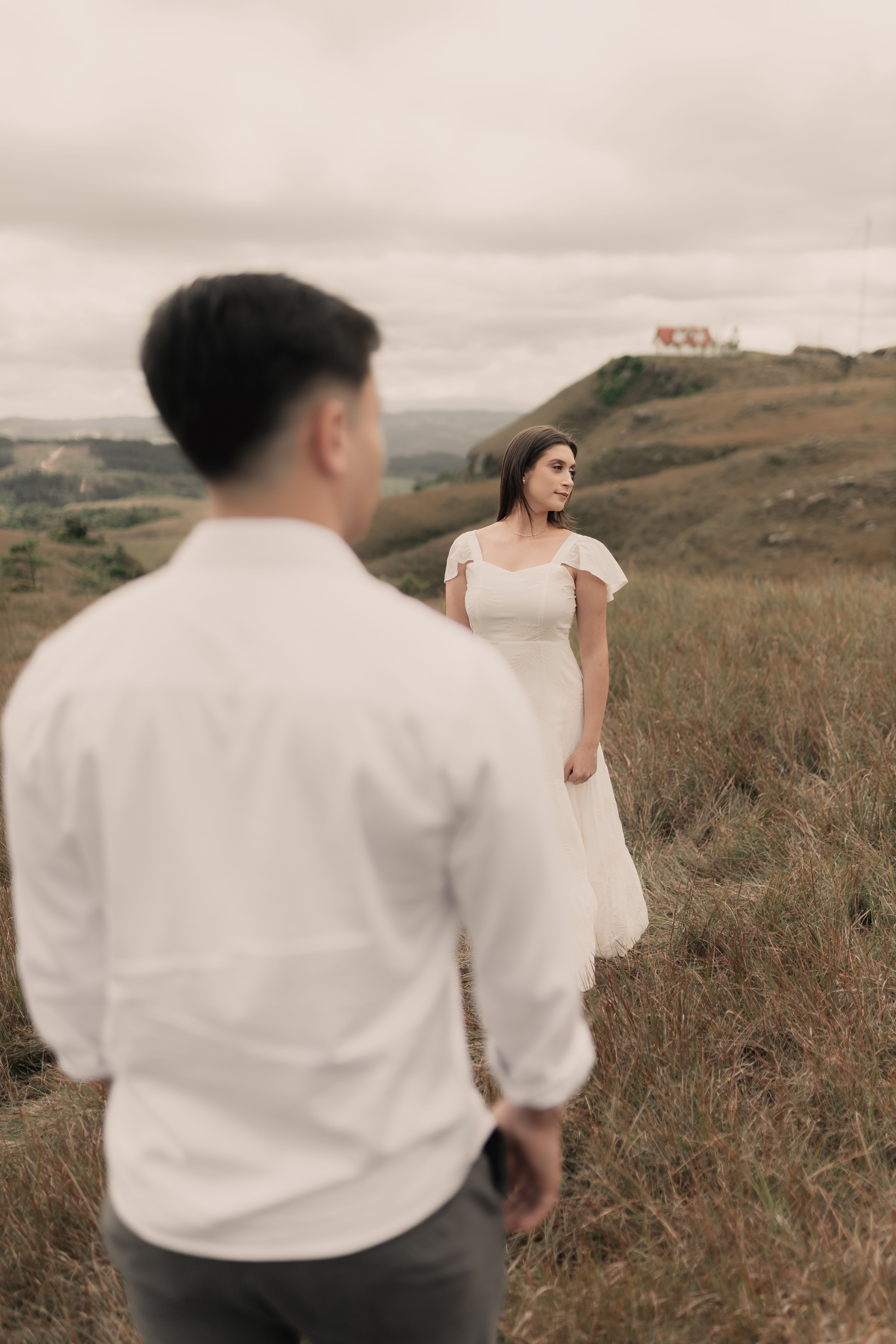 White Dress Distant Photos, Download The BEST Free White Dress Distant ...