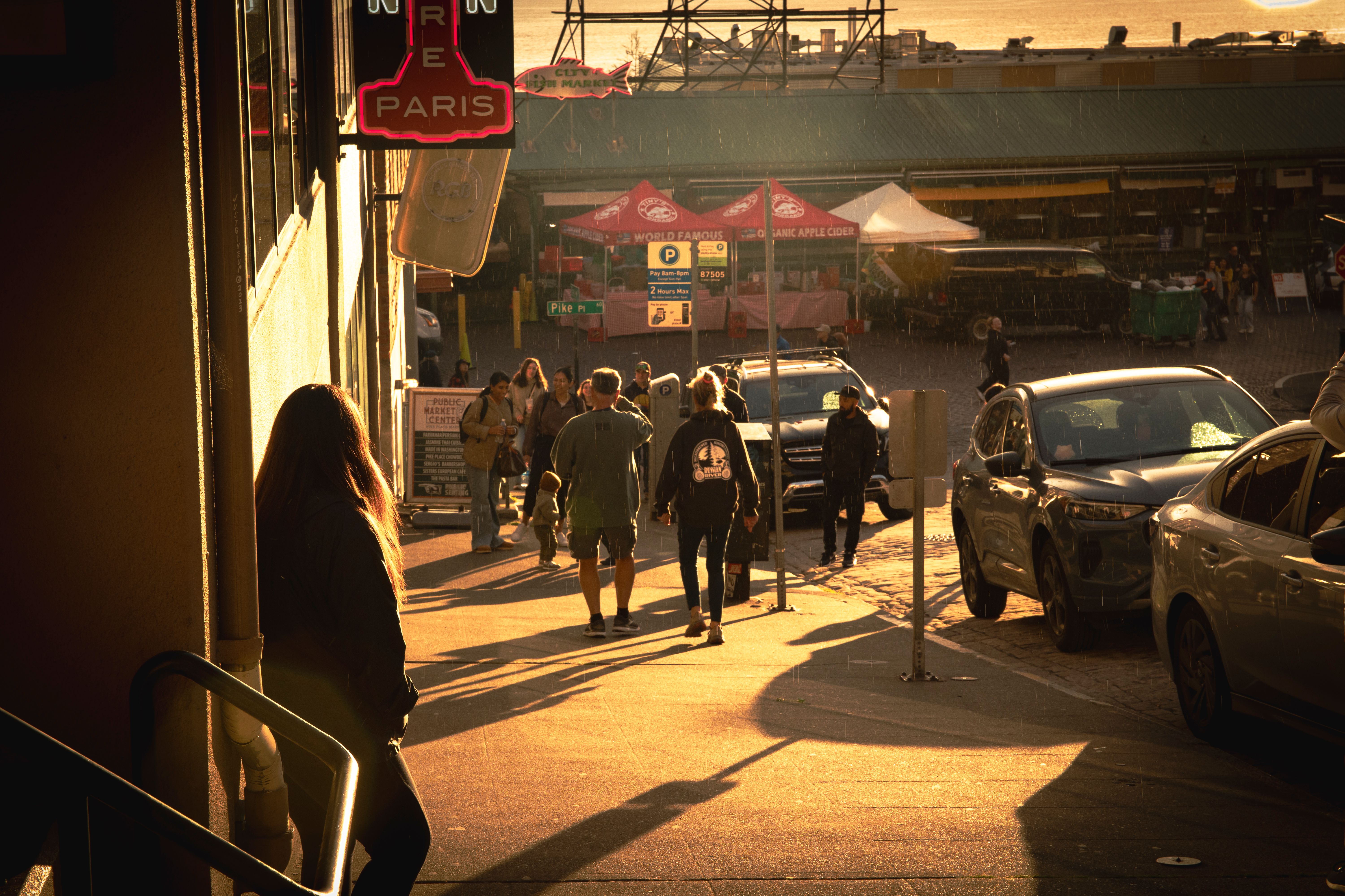 Seattle Streets at Sunset with Rainfall · Free Stock Photo