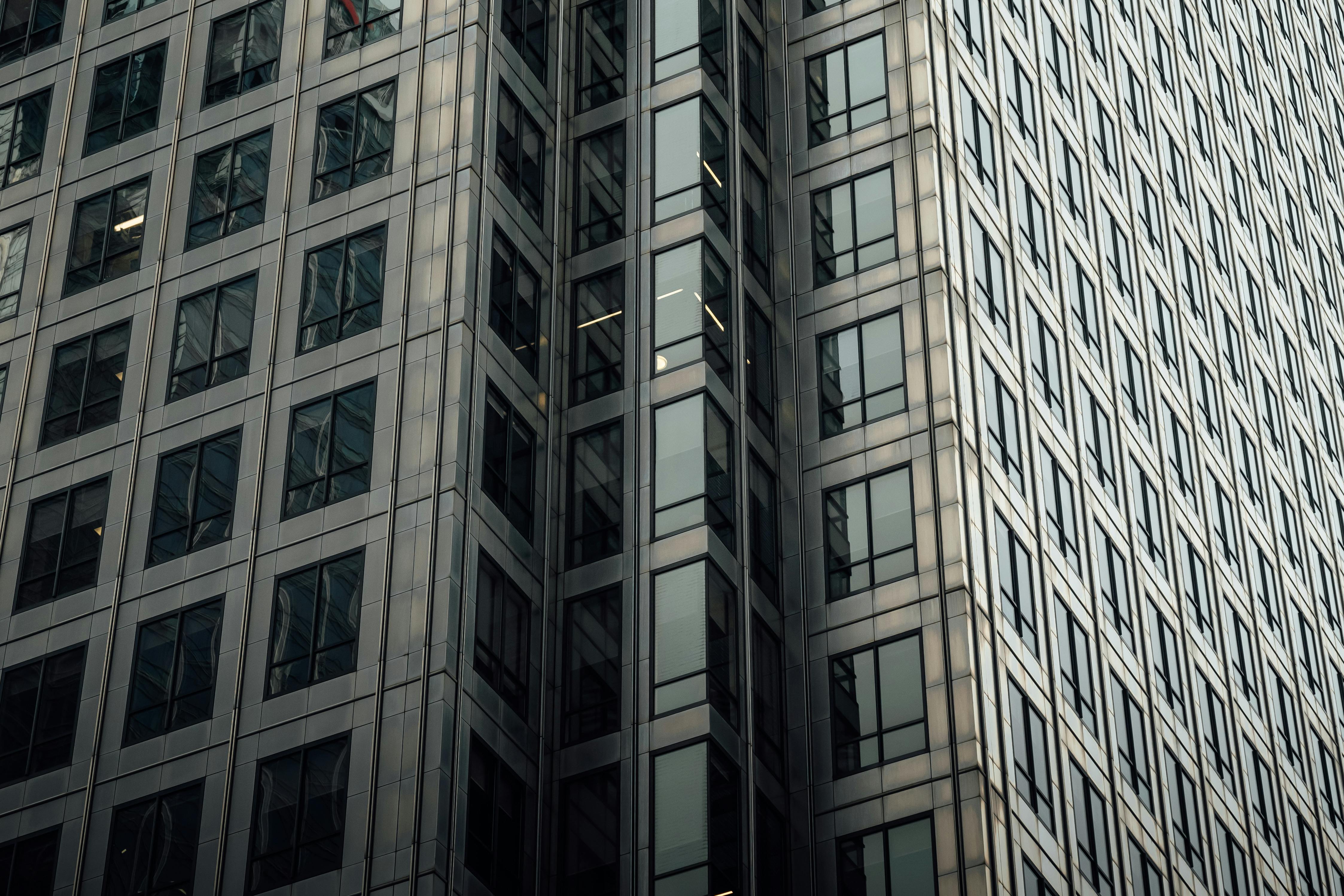 Yellow and Green High-rise Building · Free Stock Photo