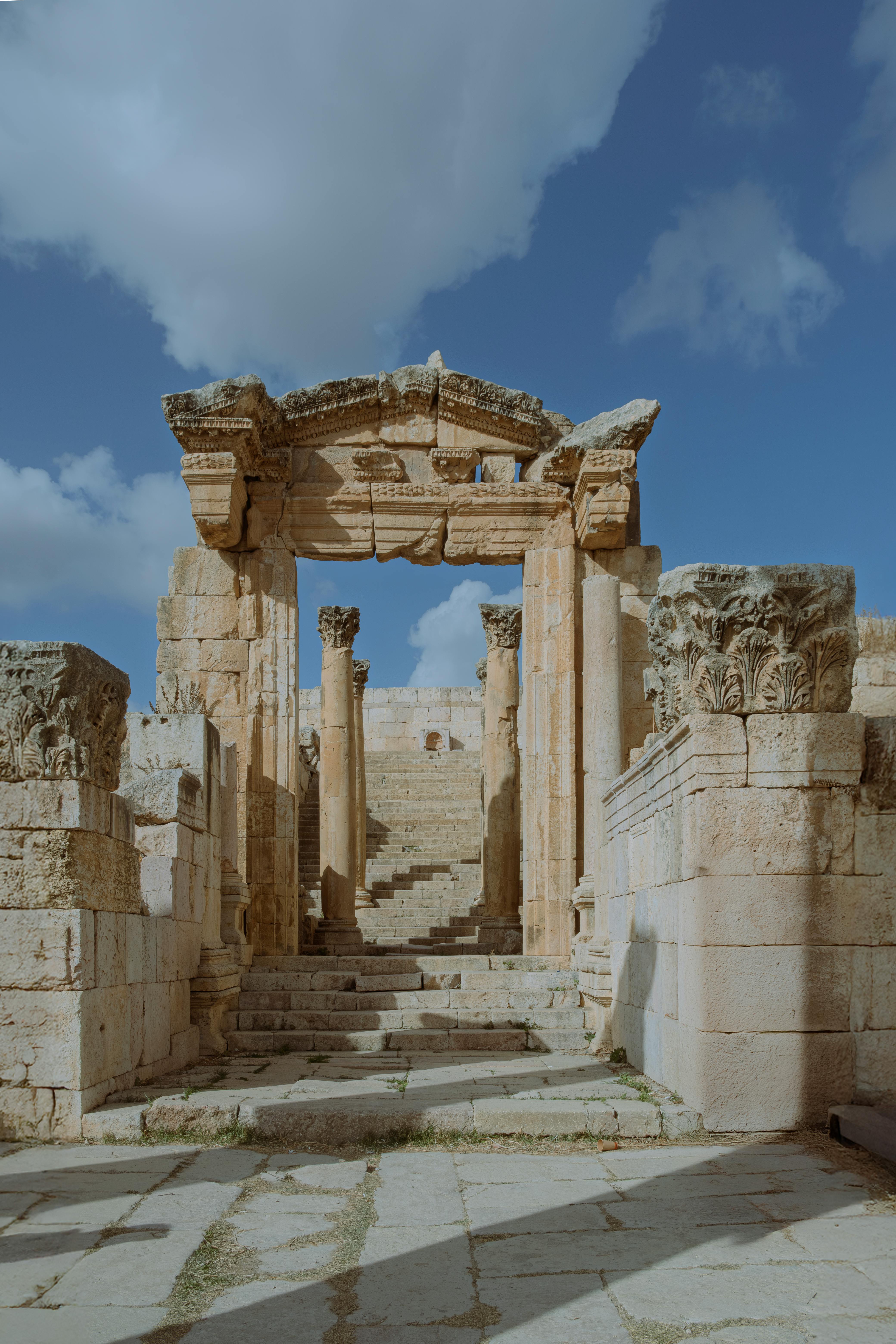 Ancient Roman Ruins in Jerash, Jordan · Free Stock Photo