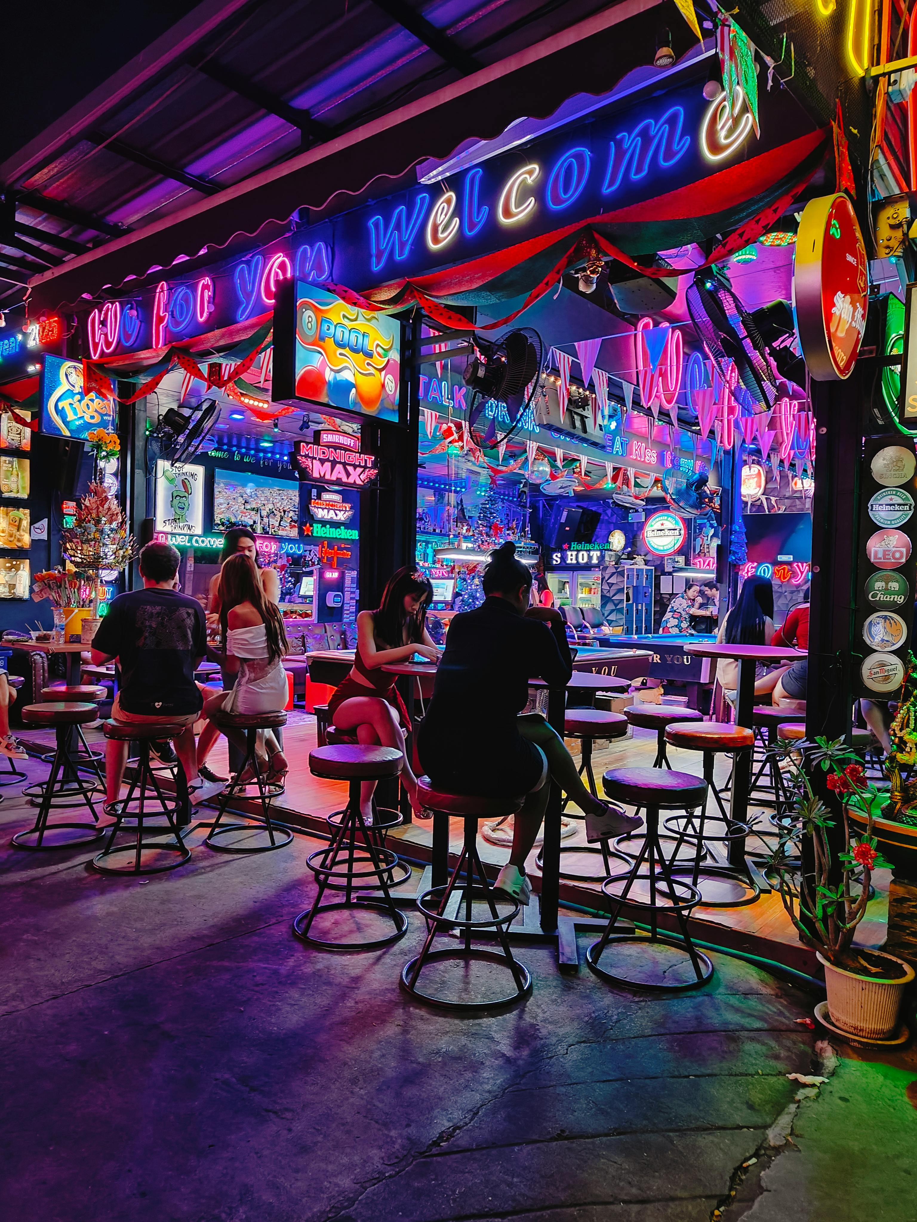 Pub Entertainment Photos, Download The BEST Free Pub Entertainment ...