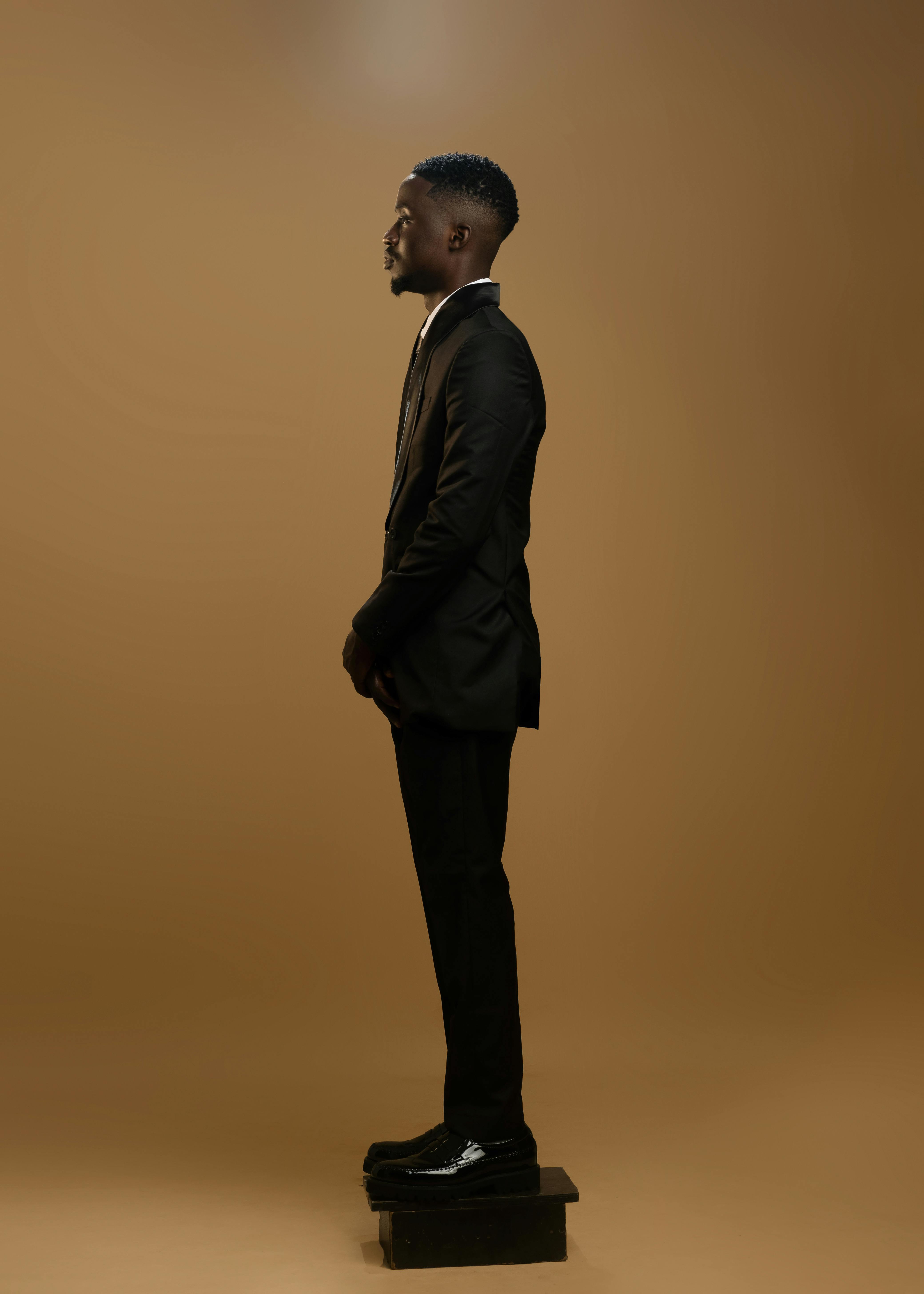 Standing Side Profile Full Body Photos, Download The BEST Free Standing ...