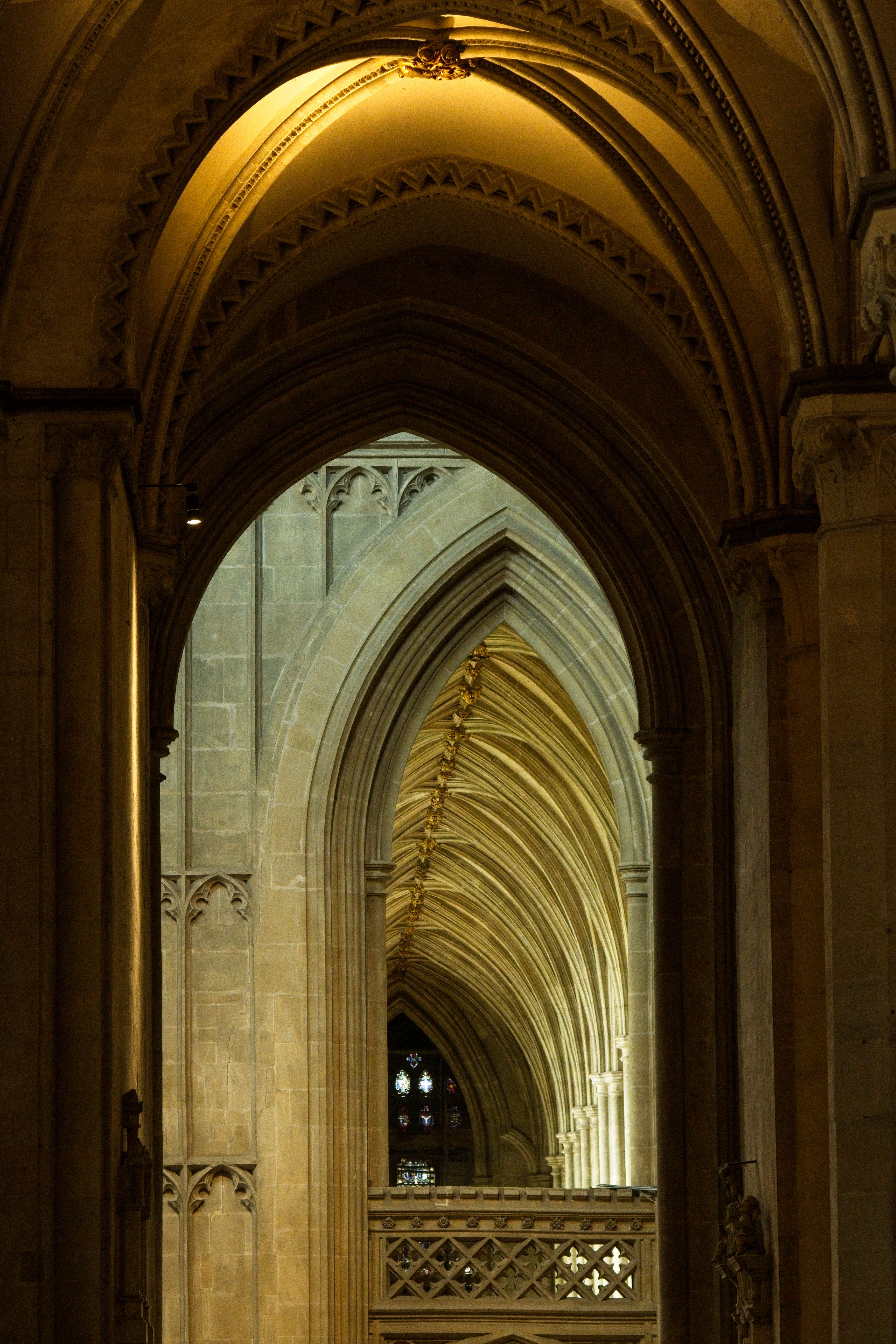 Gothic Arches Inside Canterbury Cathedral · Free Stock Photo