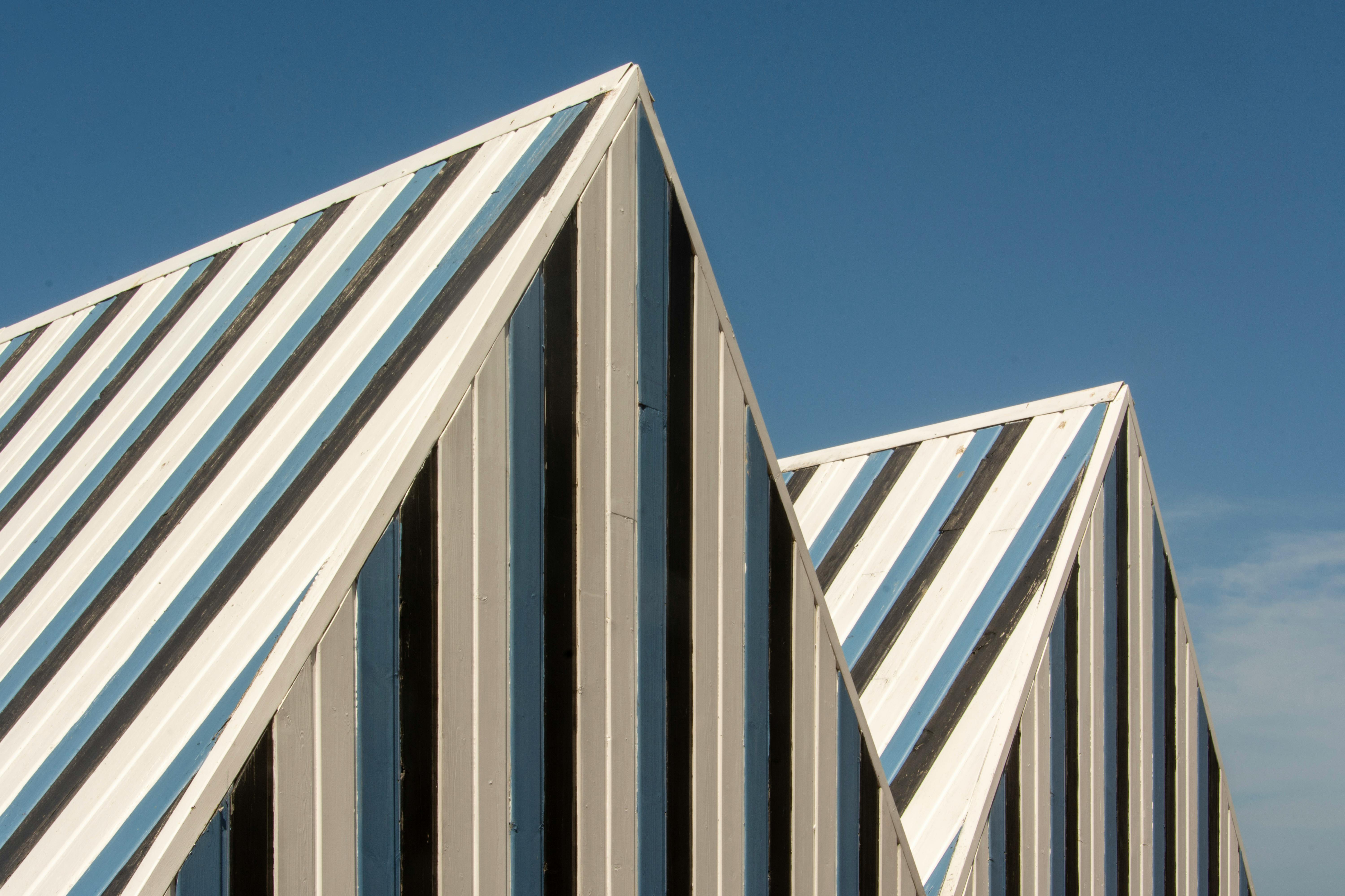 Black And White Triangle Photos, Download The BEST Free Black And White ...