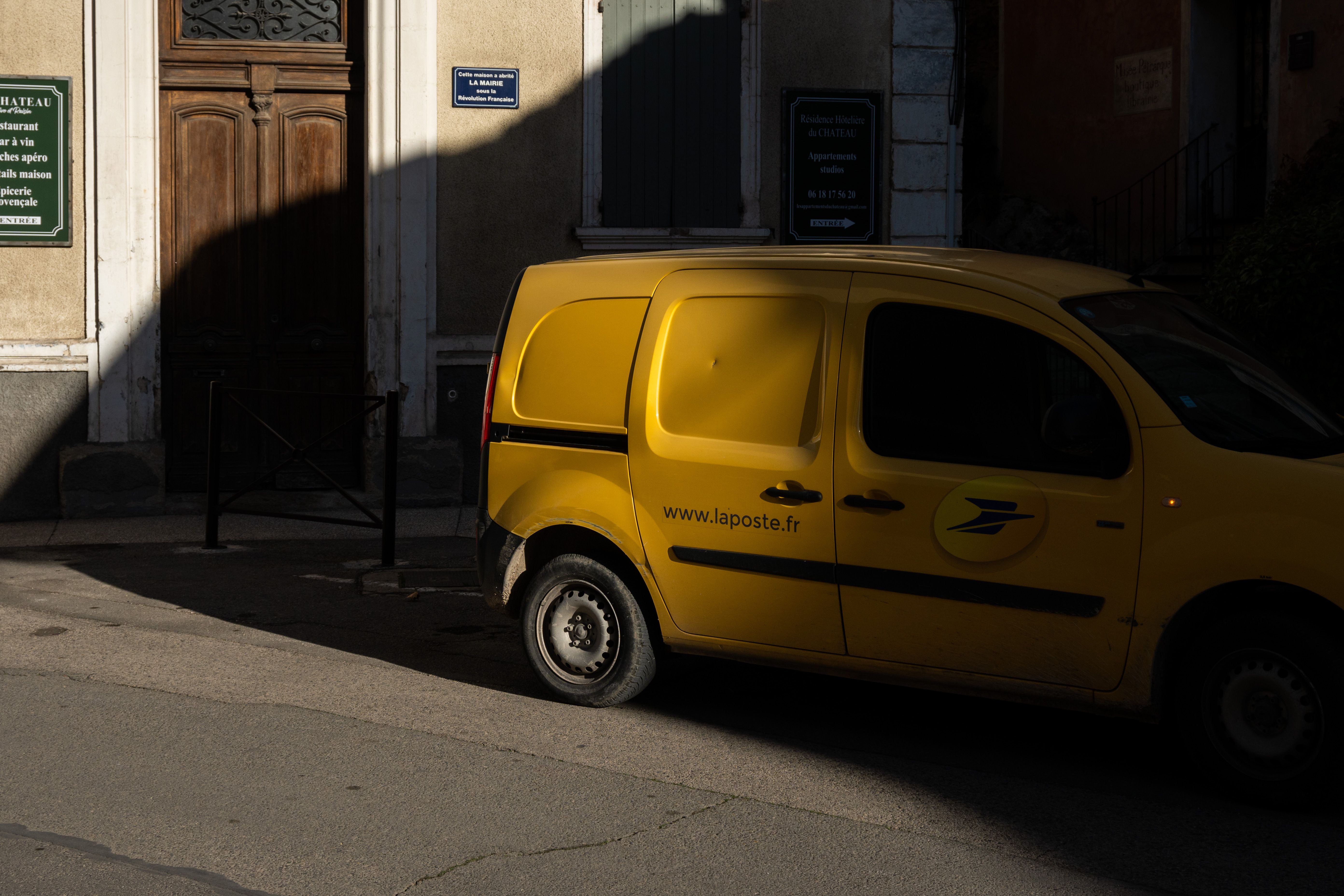 Yellow Postal Van on French Street in Provence · Free Stock Photo