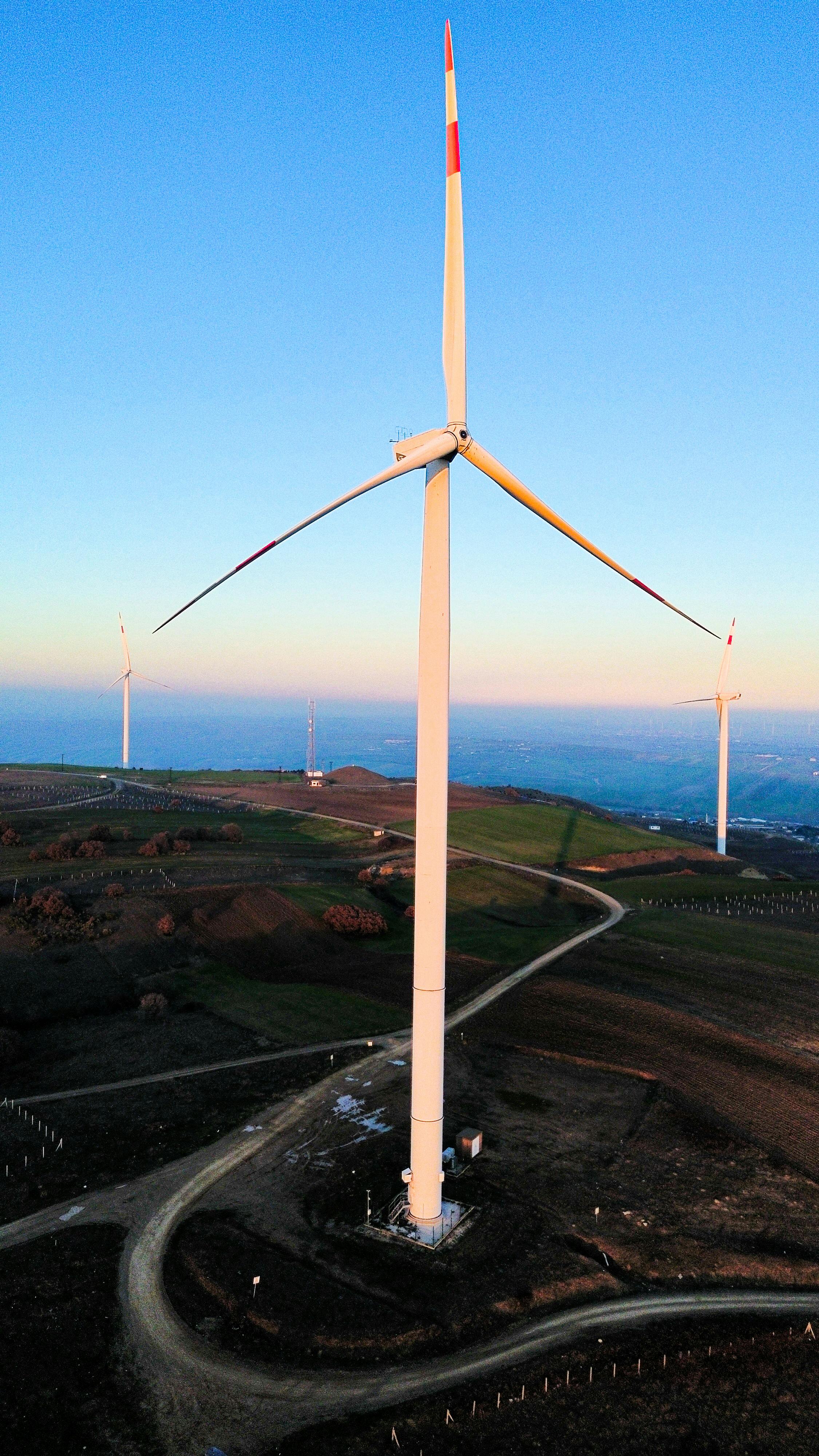 Dramatic Wind Turbine at Sunset · Free Stock Photo