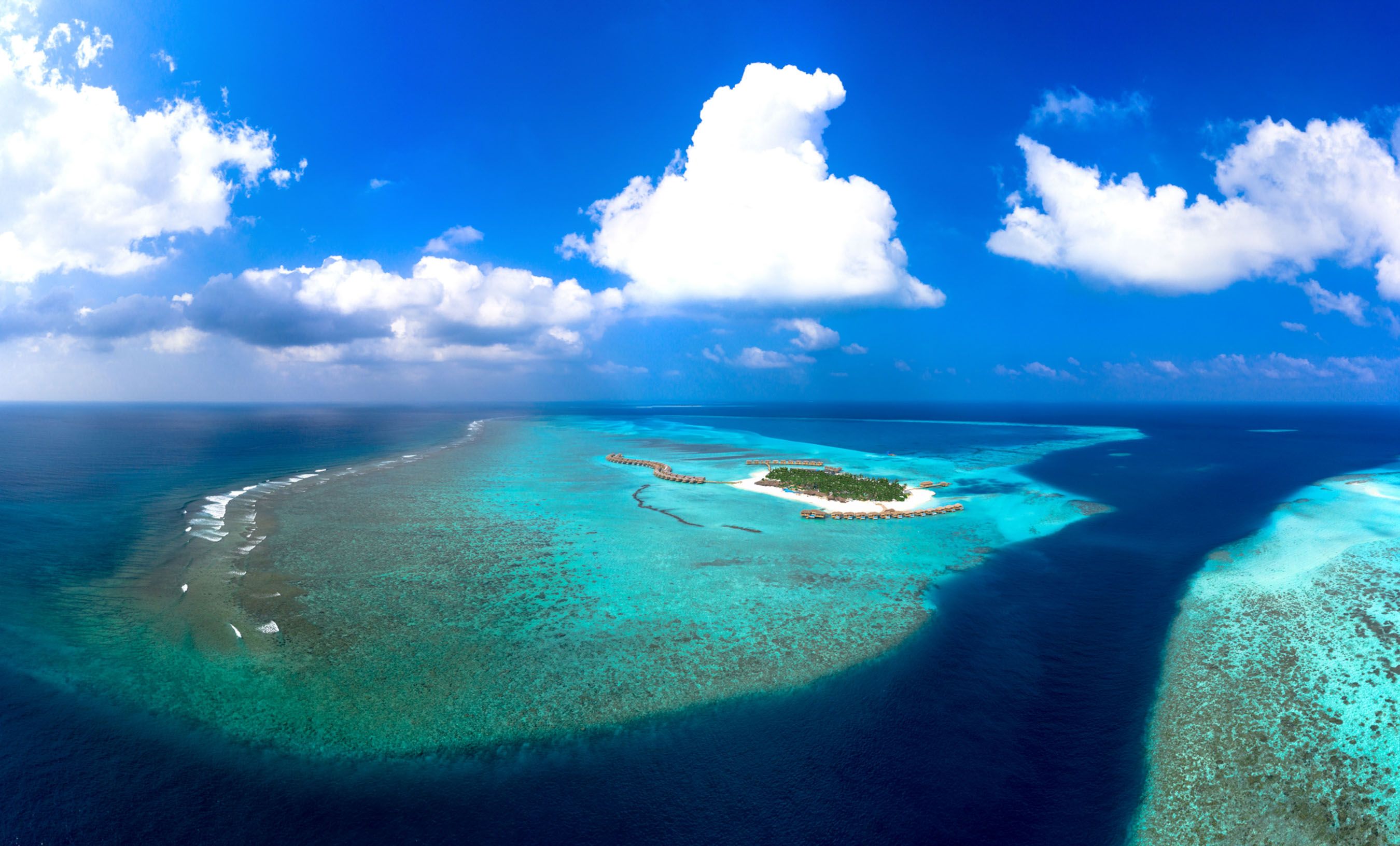 Vista Aérea De Las Islas Maldivas Y Los Arrecifes De Coral · Foto de ...