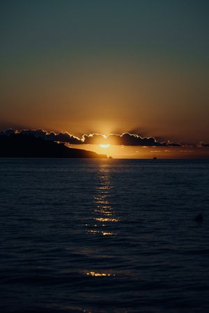 Sunsets Over Water Photos, Download The BEST Free Sunsets Over Water ...