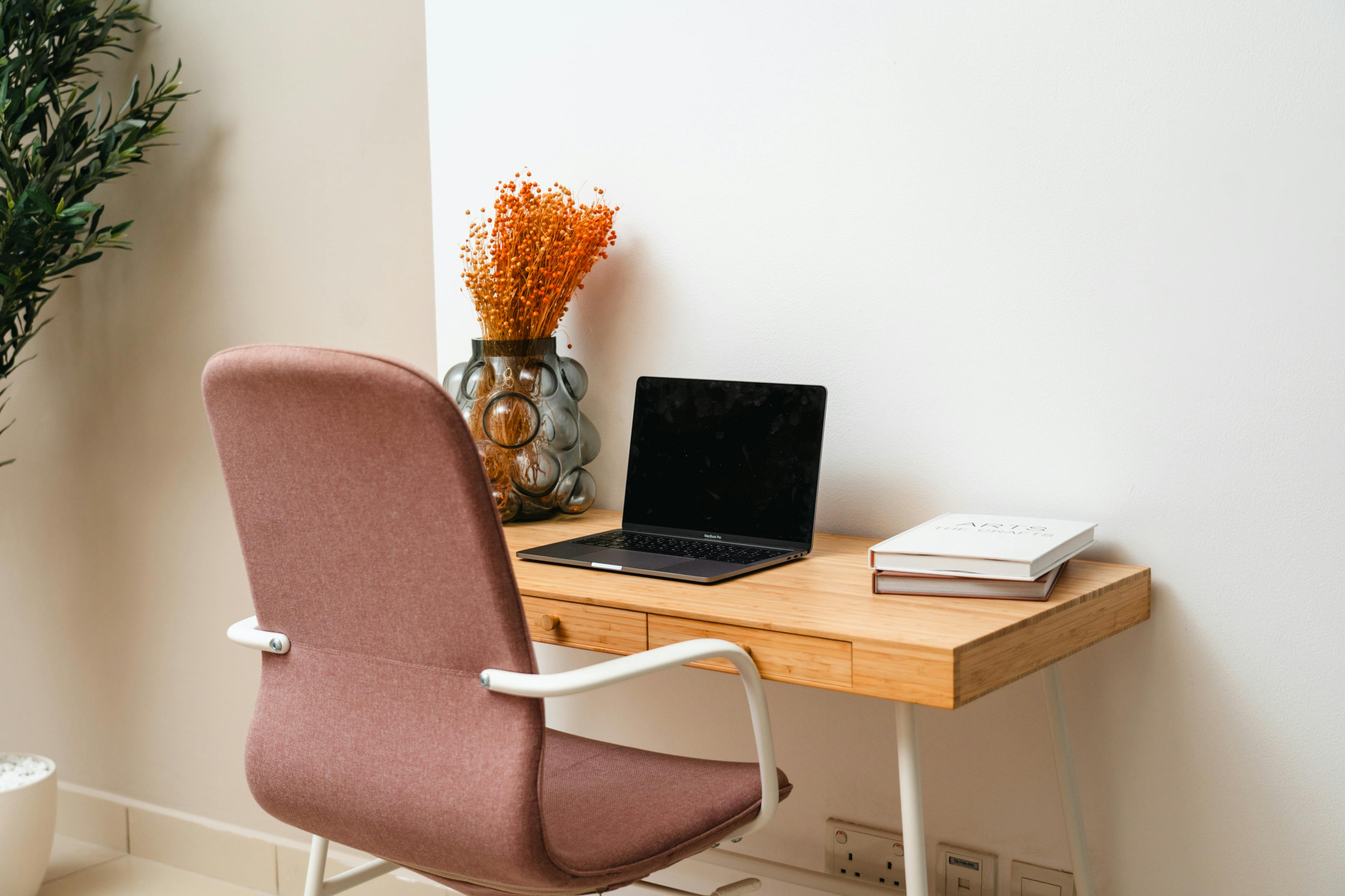 Desk Minimalist Photos, Download The BEST Free Desk Minimalist Stock ...