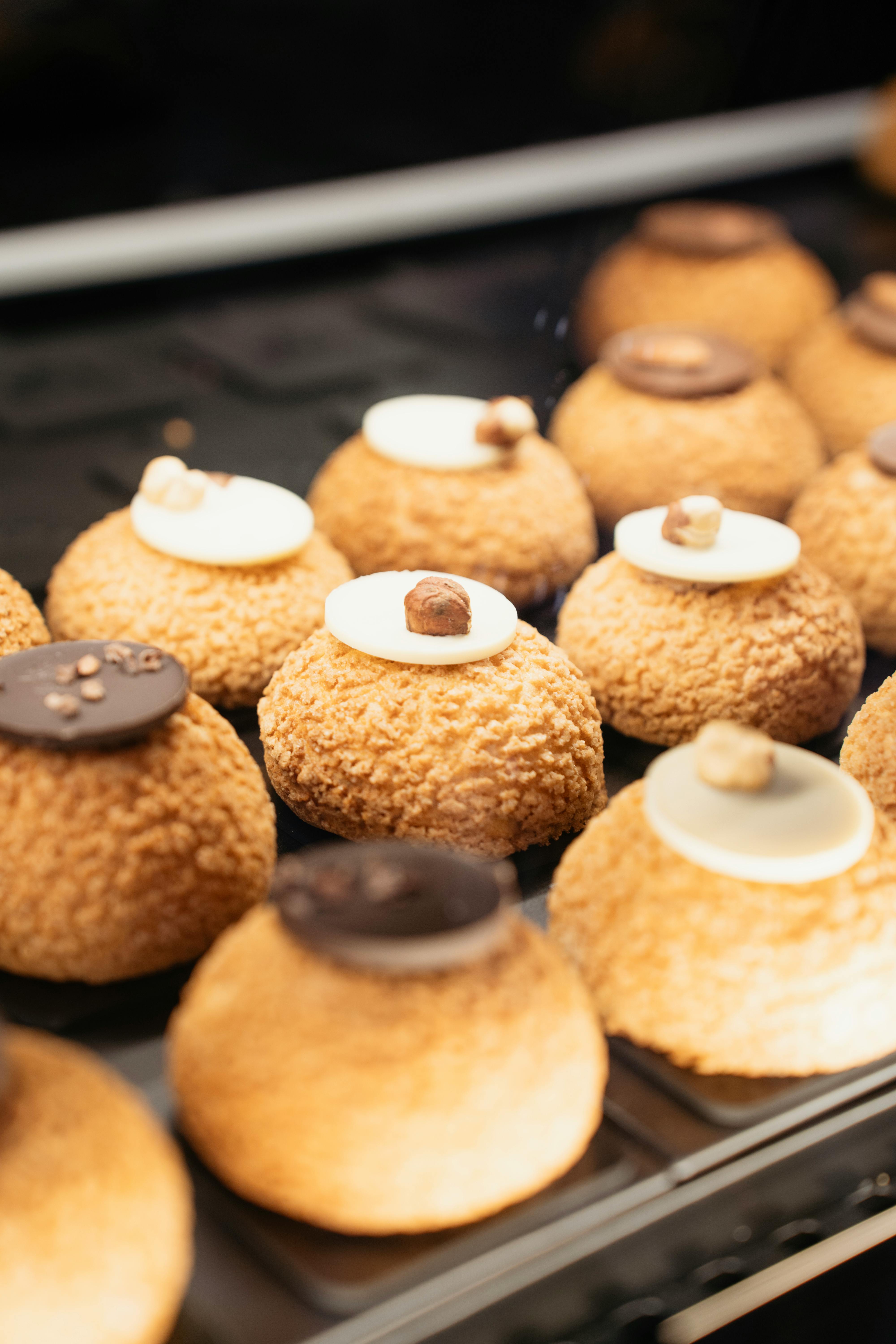 Exquisite European Pastries in Belgrade Bakery · Free Stock Photo