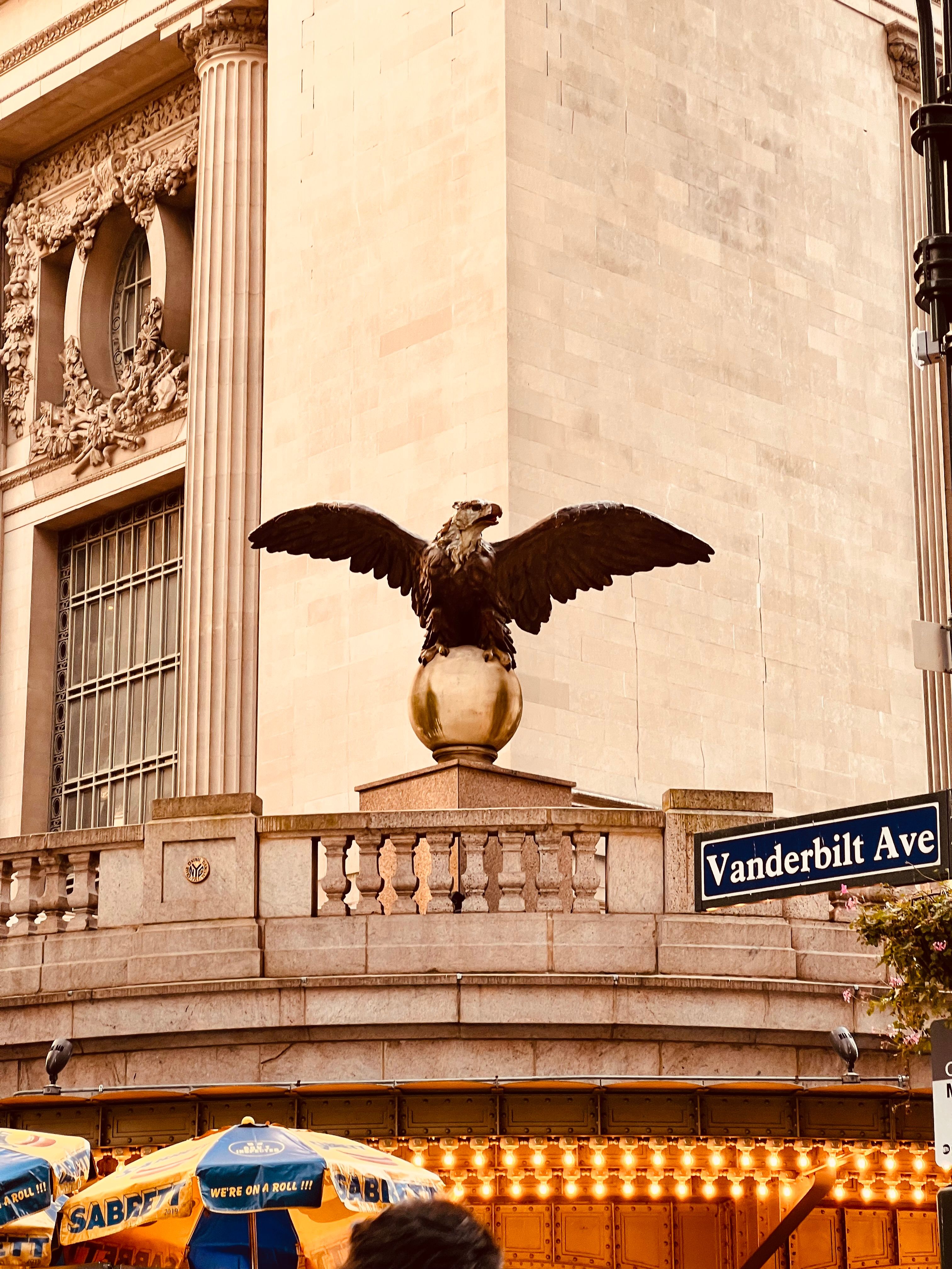 Eagle Statue at Vanderbilt Avenue Corner · Free Stock Photo