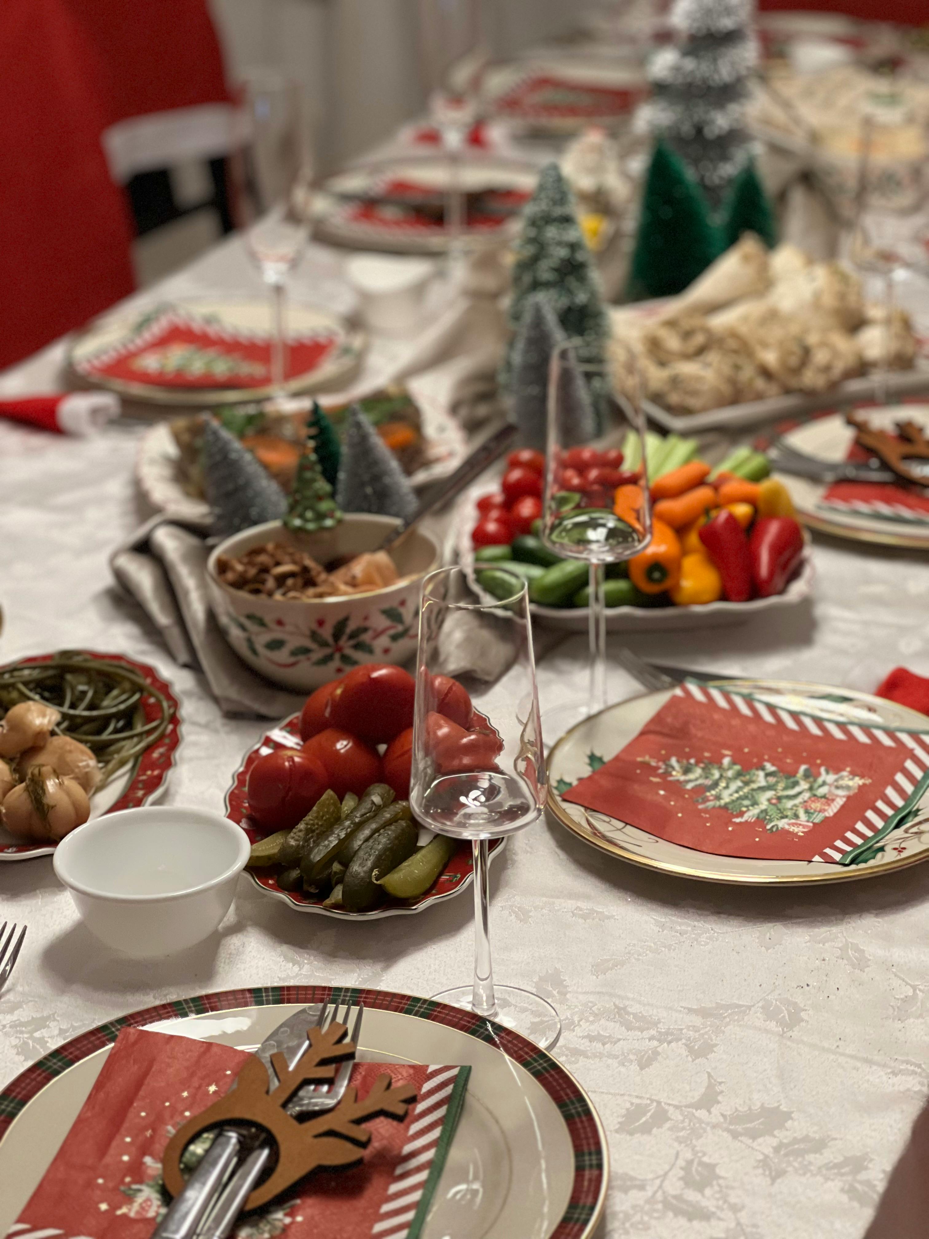 Red Kitchen Table Photos, Download The BEST Free Red Kitchen Table ...