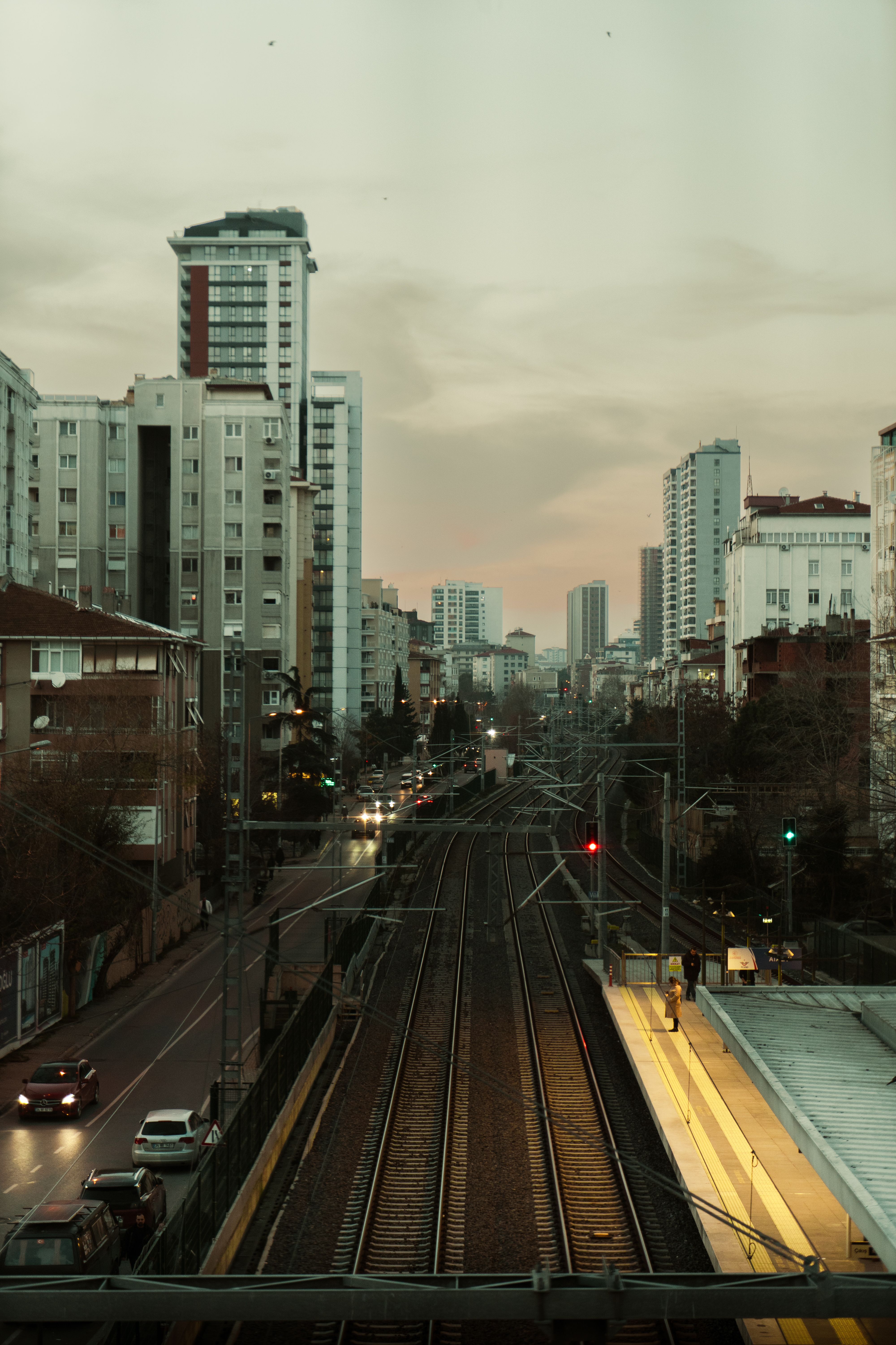 Train Track Photos, Download The BEST Free Train Track Stock Photos ...