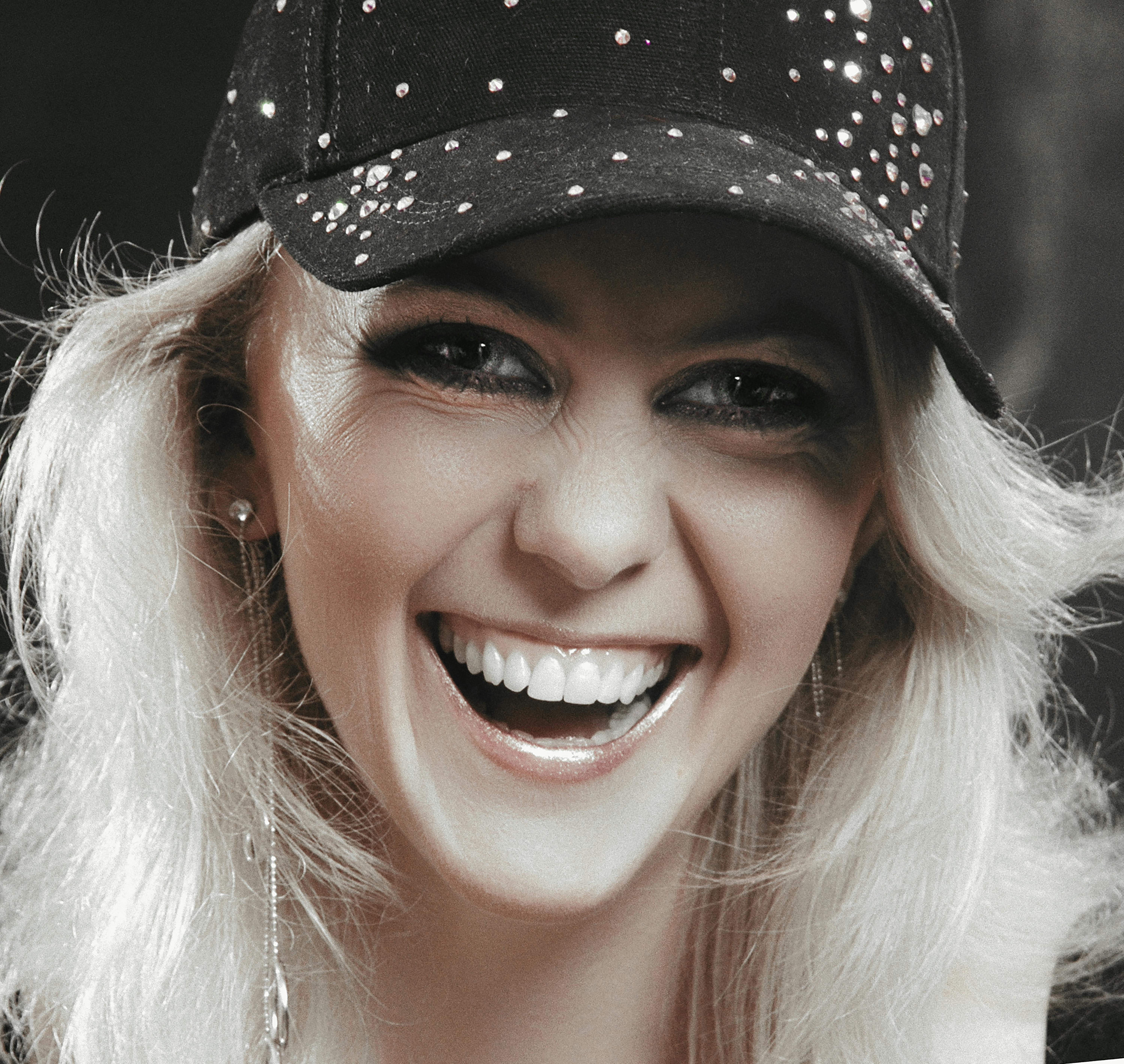 Sparkling Cap Photos, Download The BEST Free Sparkling Cap Stock Photos ...