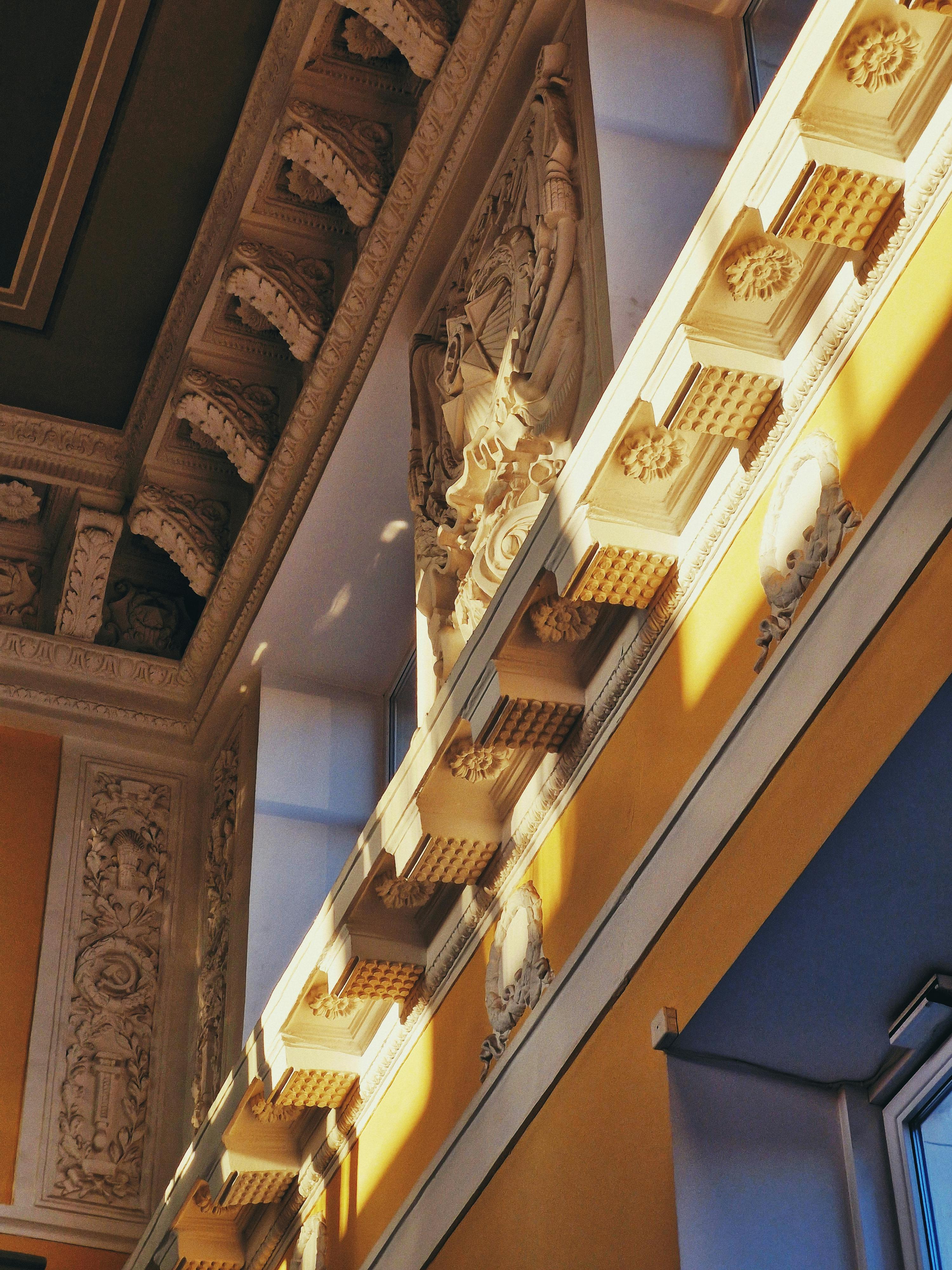 Elegant Interior with Ornate Architecture Details · Free Stock Photo