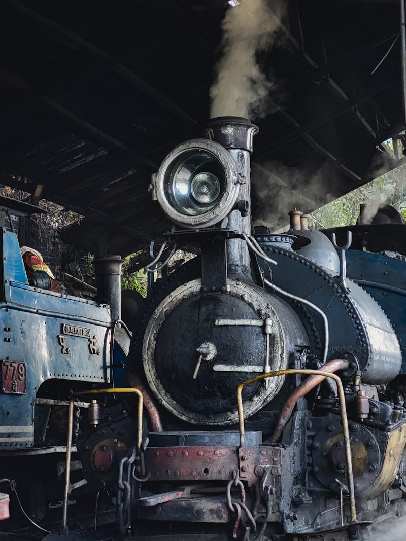 Steam Engine Photos, Download The BEST Free Steam Engine Stock Photos ...