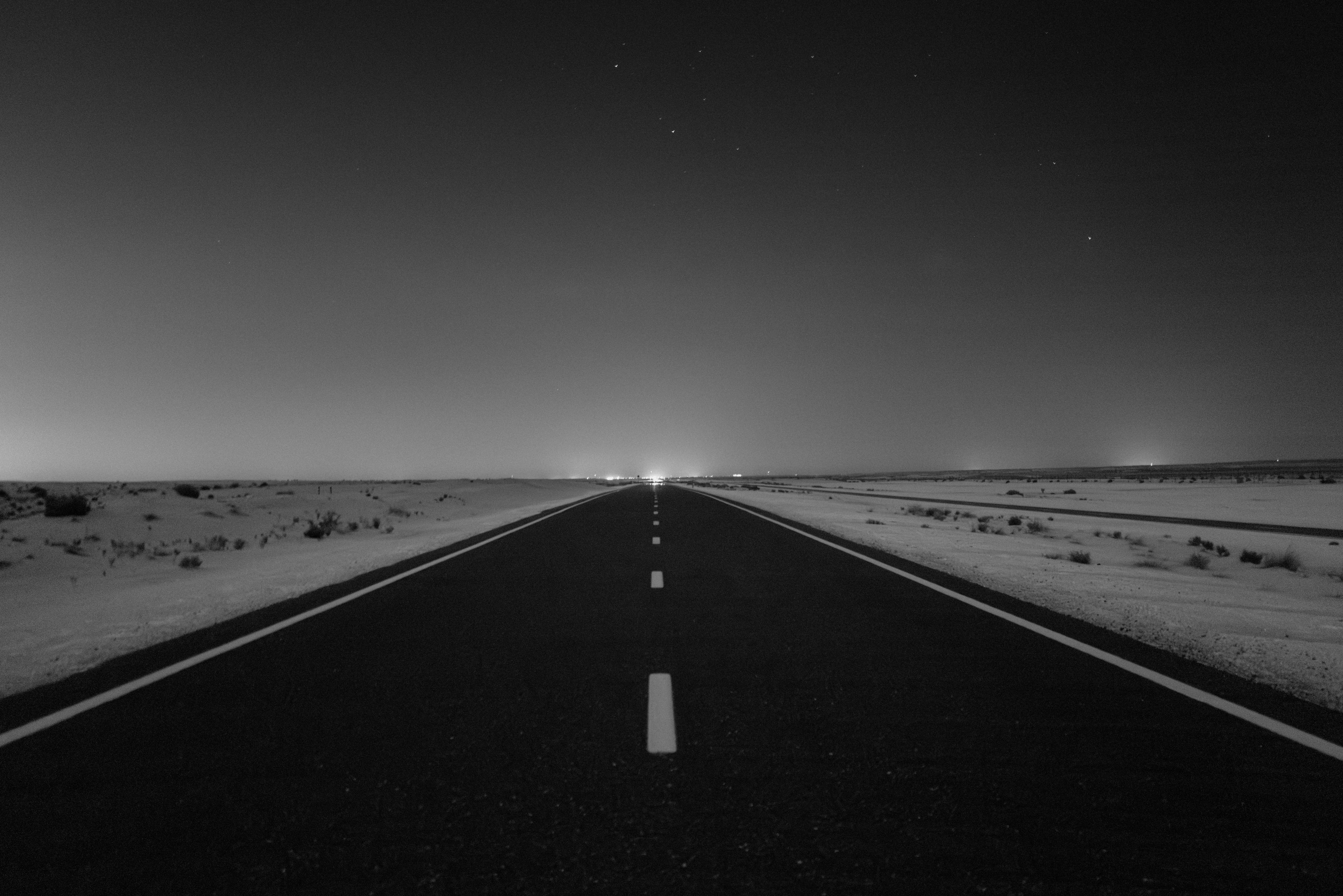Starry Desert Highway at Night in Dubai · Free Stock Photo